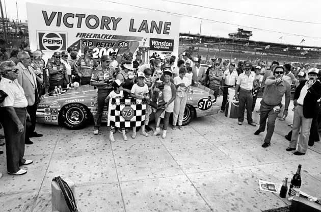 NASCAR'S Most Dramatic Moments Ever - Men's Journal