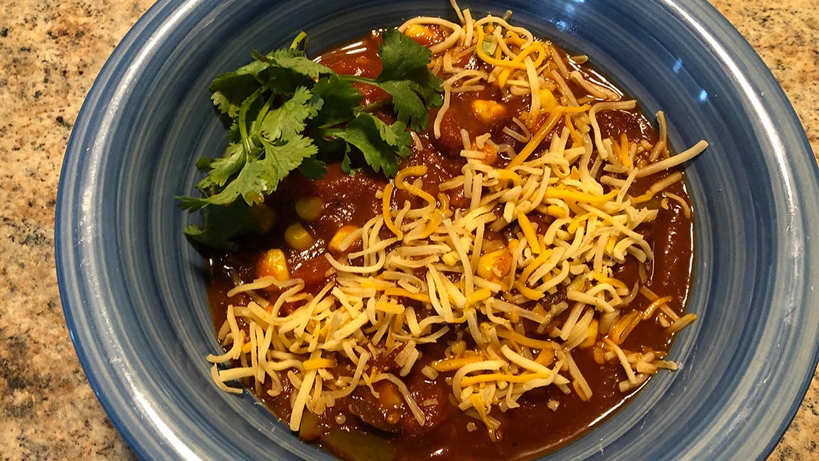 Recipe: Vegetarian Chili With Chili Powder, Paprika, and Ground Coffee ...