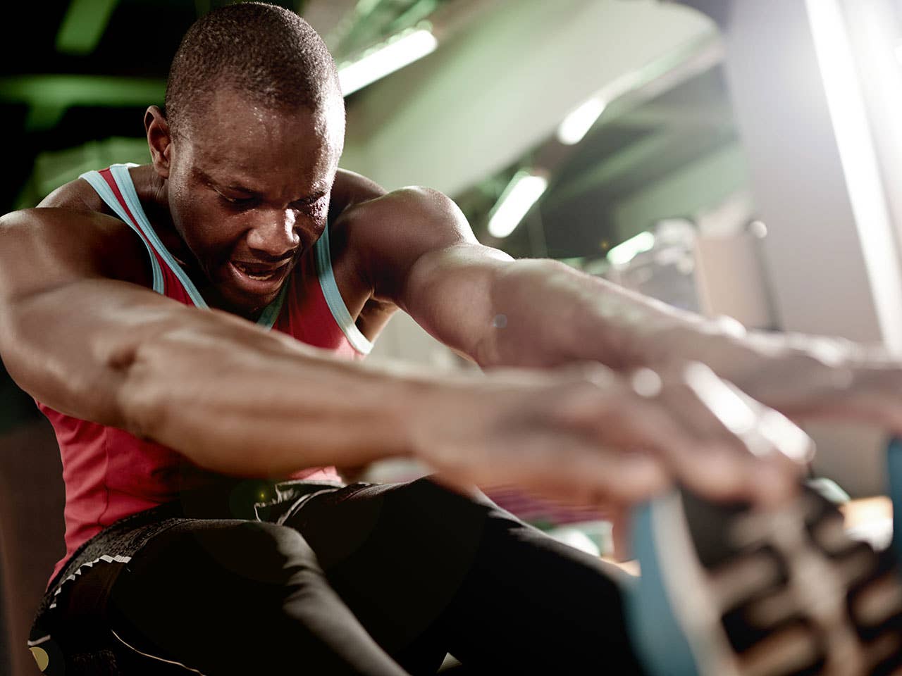 10 Tips to Build Strength Without the Bulk for Lean Mass - Men's Journal