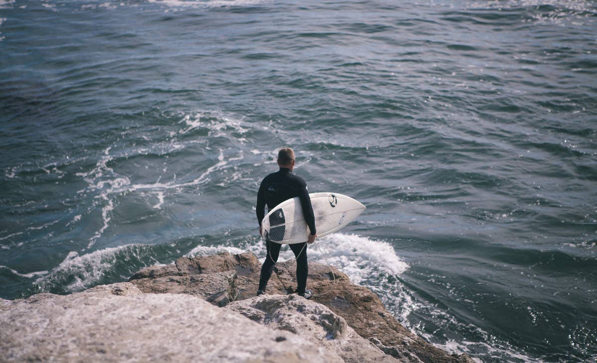 A Guide to Surfing in the Bay Area - Men's Journal