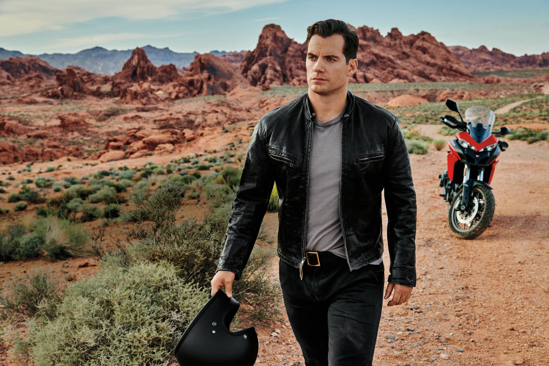 How to Get, Style, and Maintain Henry Cavill's Superman Hairstyle - Men ...