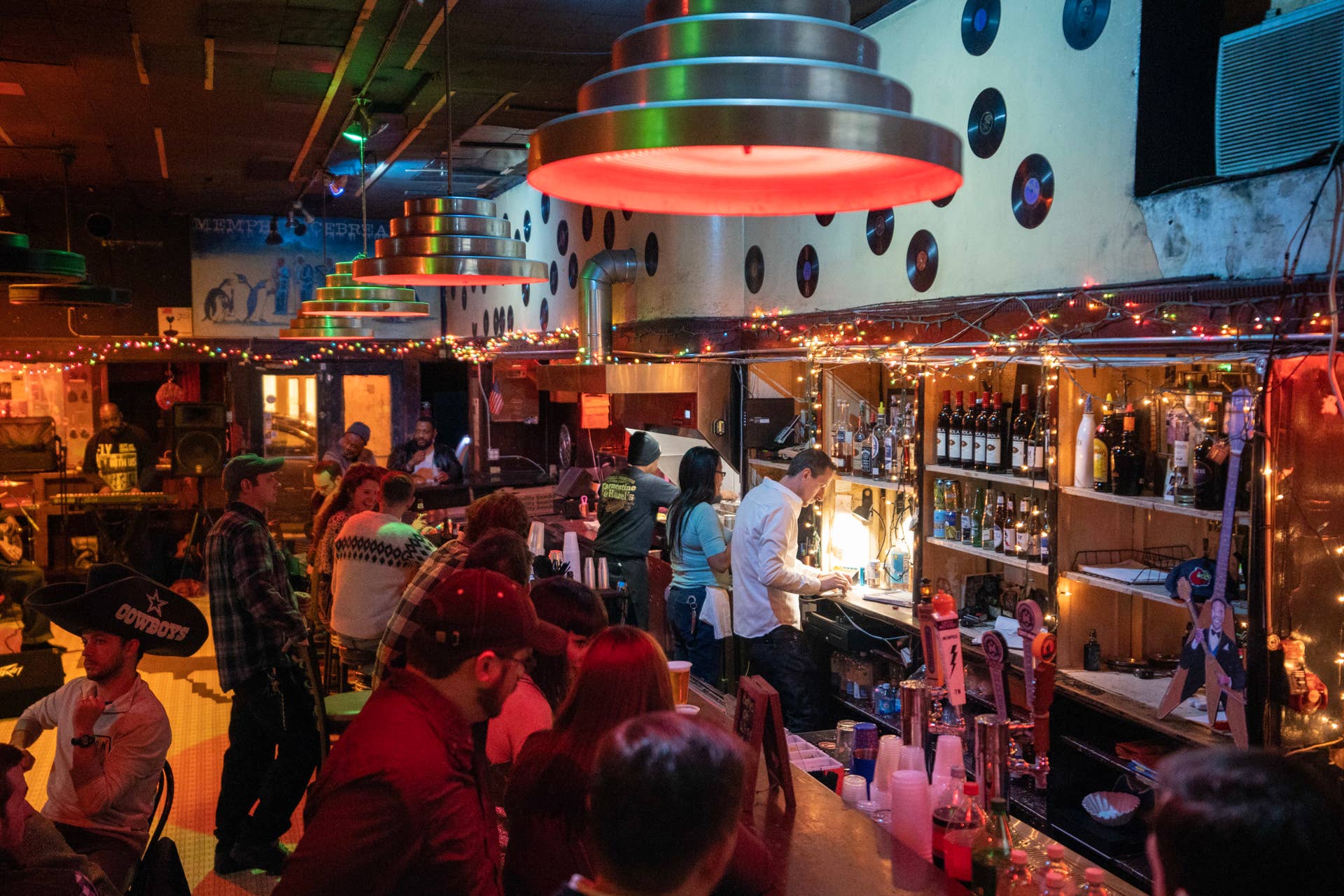 Best Dive Bars in America - Men's Journal