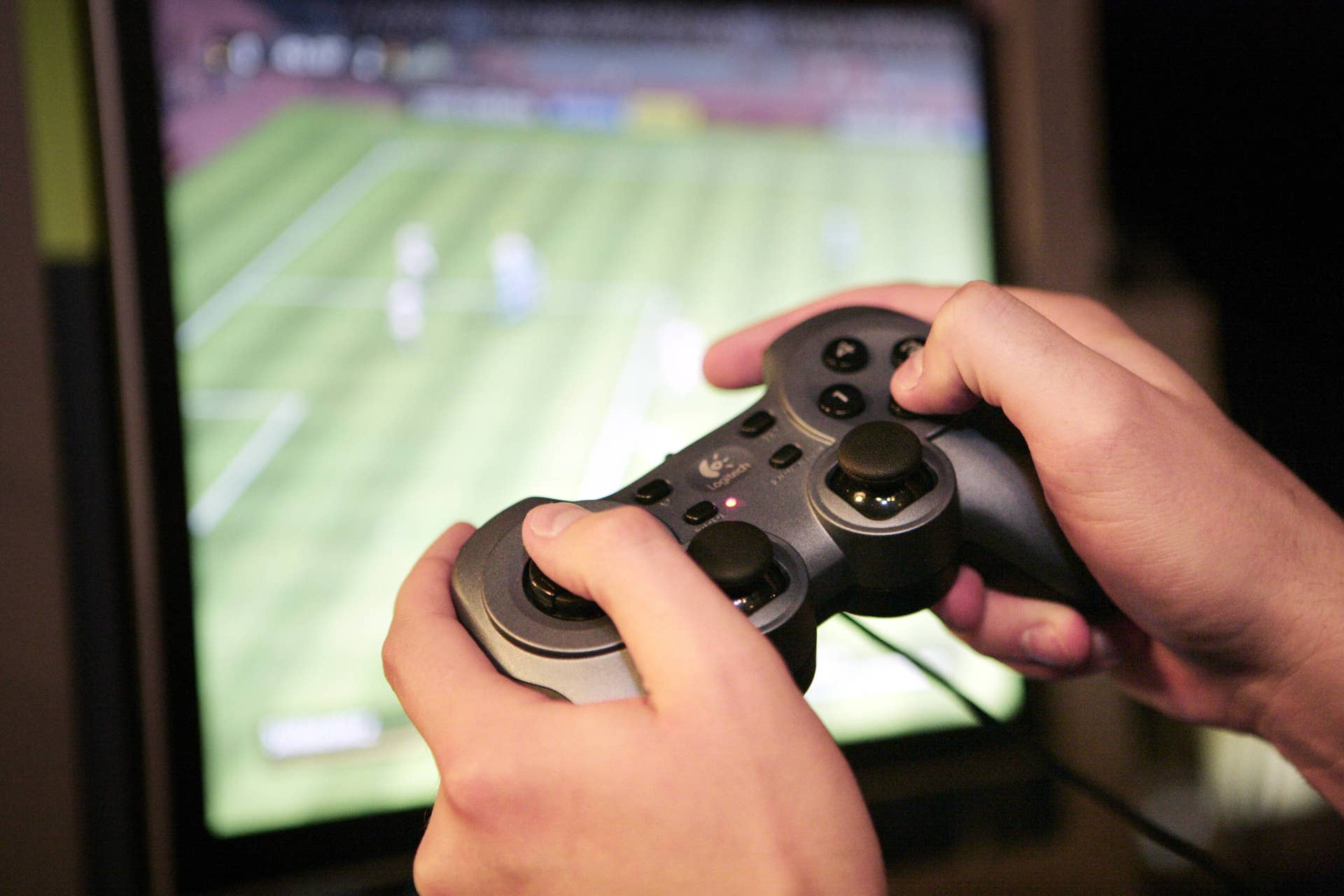 Logitech Stock Prices Drop, Trolled by Reviewers After Titan Sub ...