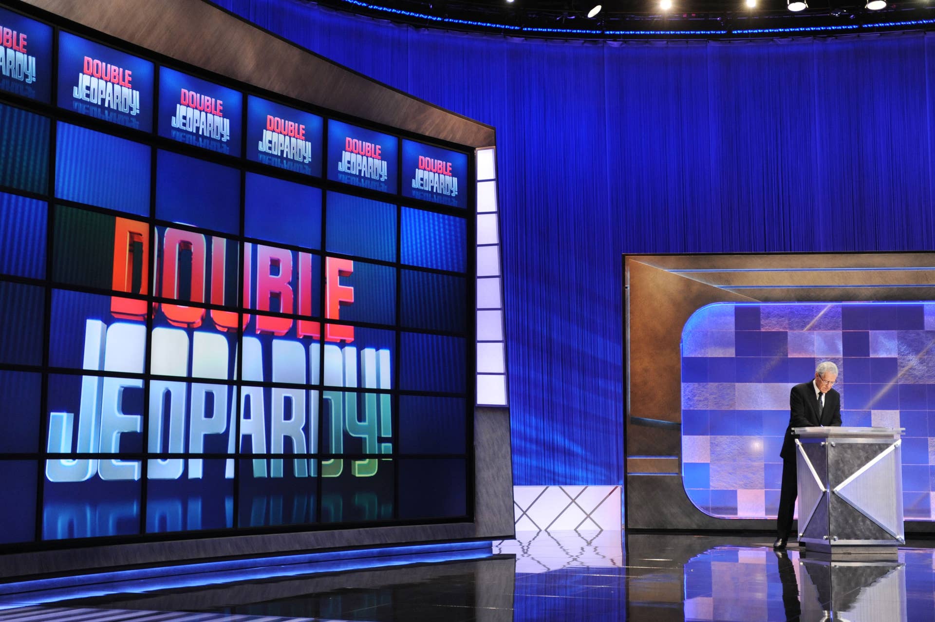 'Jeopardy!' Makes Big Tournament of Champions Announcement - Men's Journal