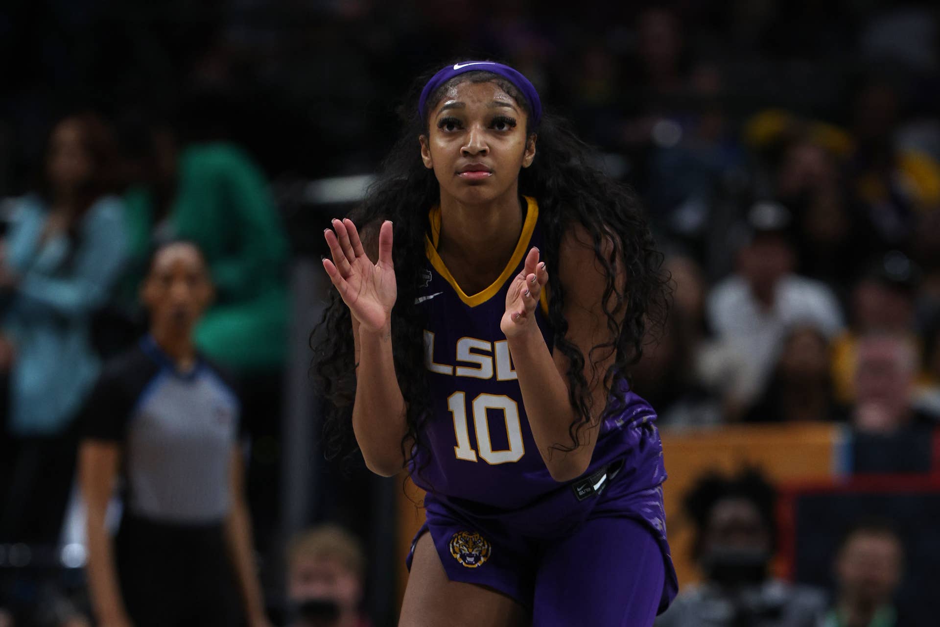 Angel Reese Admits She ‘Didn’t Believe’ LSU Was ‘Worthy’ of ...