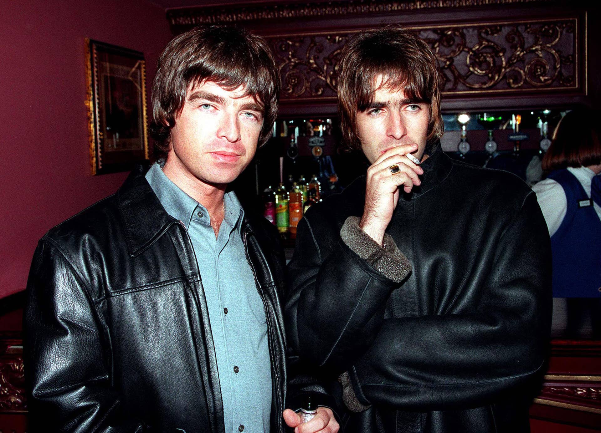 Former Oasis Bass Player Andy Bell Makes Big Announcement - Men's Journal