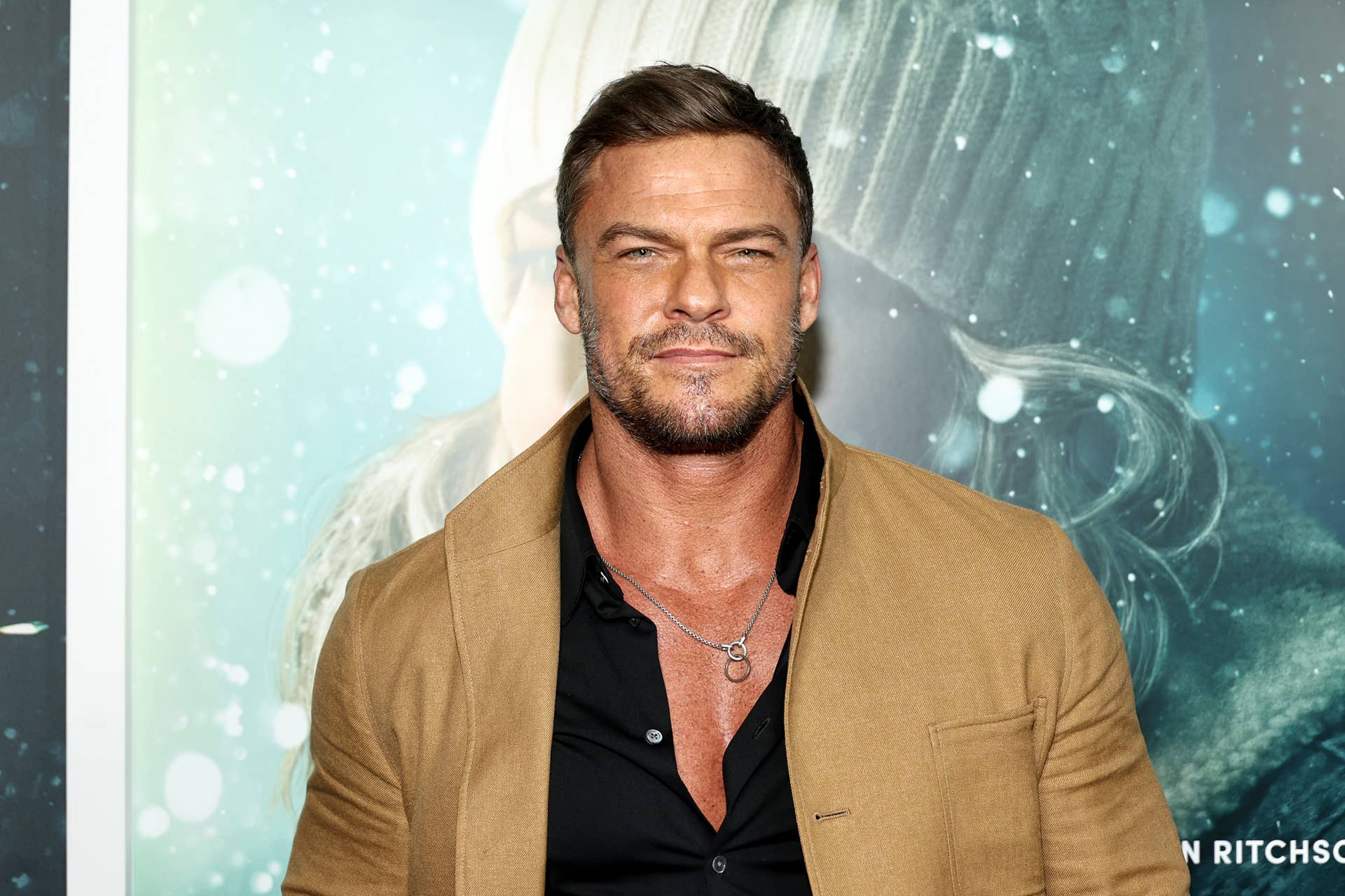 'Reacher' Star Alan Ritchson's Candid Take on New Co-Star Owen Wilson ...