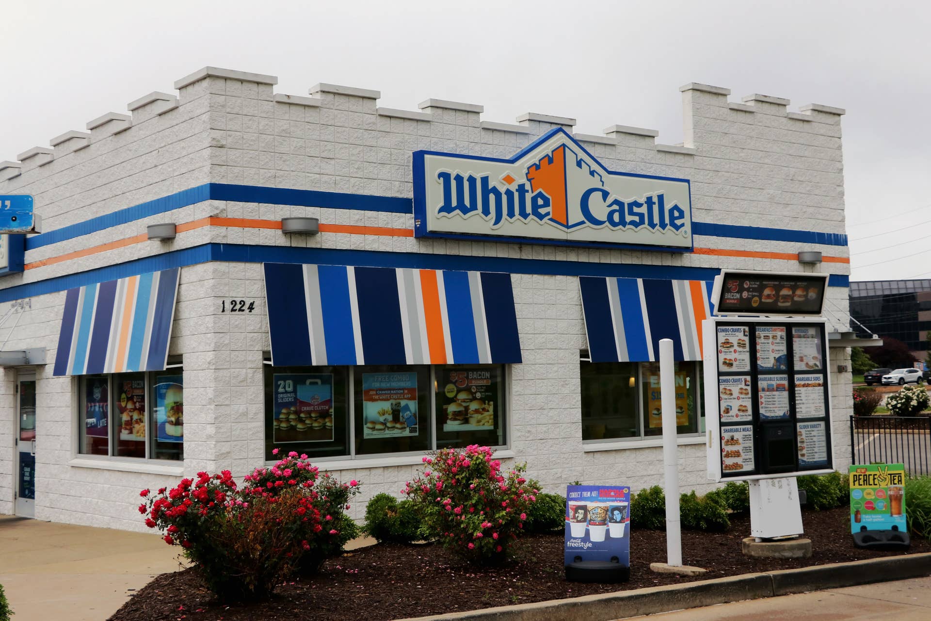 White Castle Announces Big Price Change on Popular Item - Men's Journal