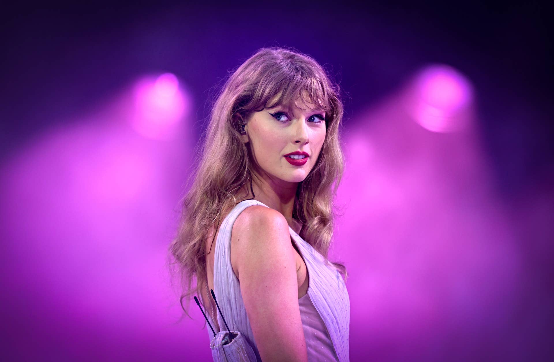 Surprising Taylor Swift Announcement Turns Heads - Men's Journal