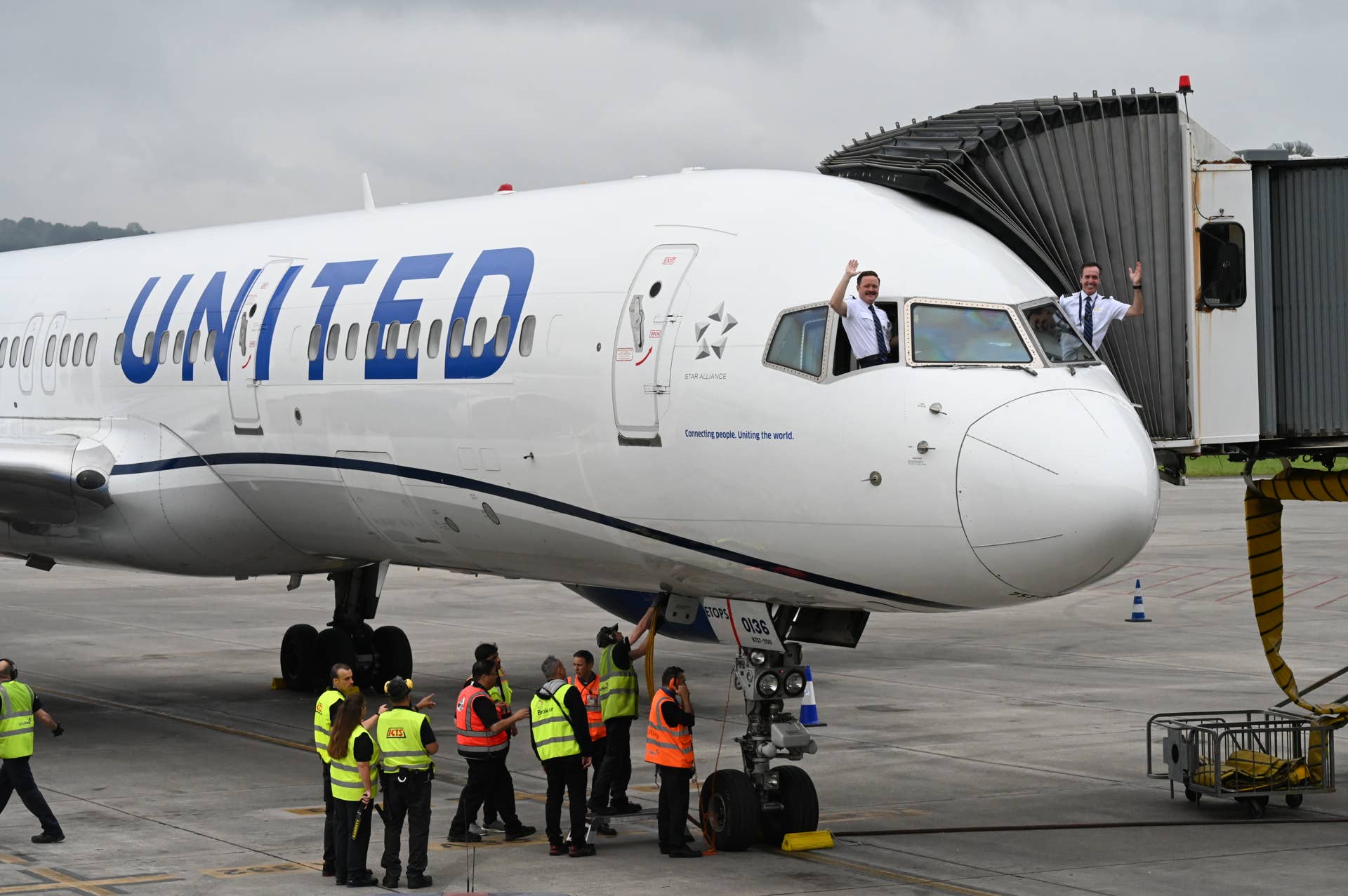 United Airlines Flight Canceled After Passenger's Unfortunate Bathroom ...