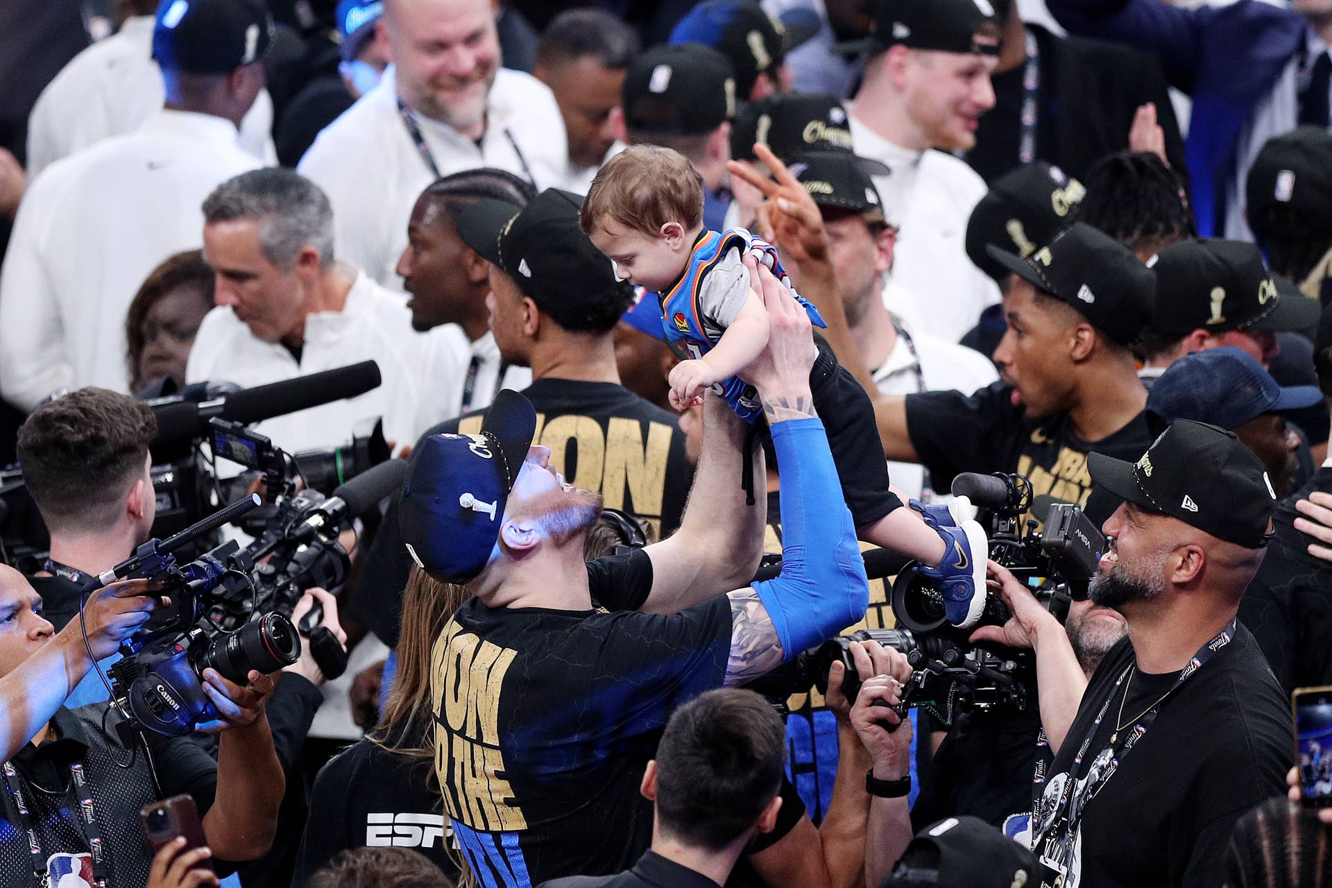 Isaiah Hartenstein’s Son Steals the Spotlight After Thunder’s NBA ...