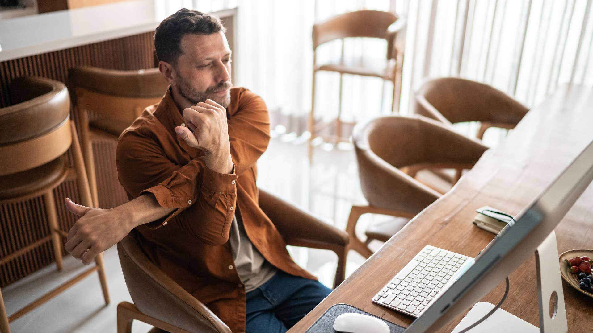 5 Simple Stretches to Combat Desk-Induced Stiffness - Men's Journal