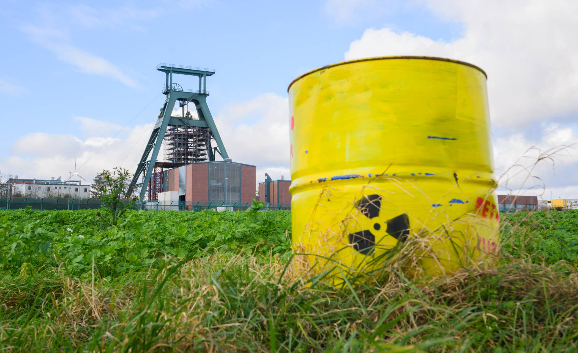 Study Finds Atomic Waste Caused High Cancer Risk Near St. Louis ...
