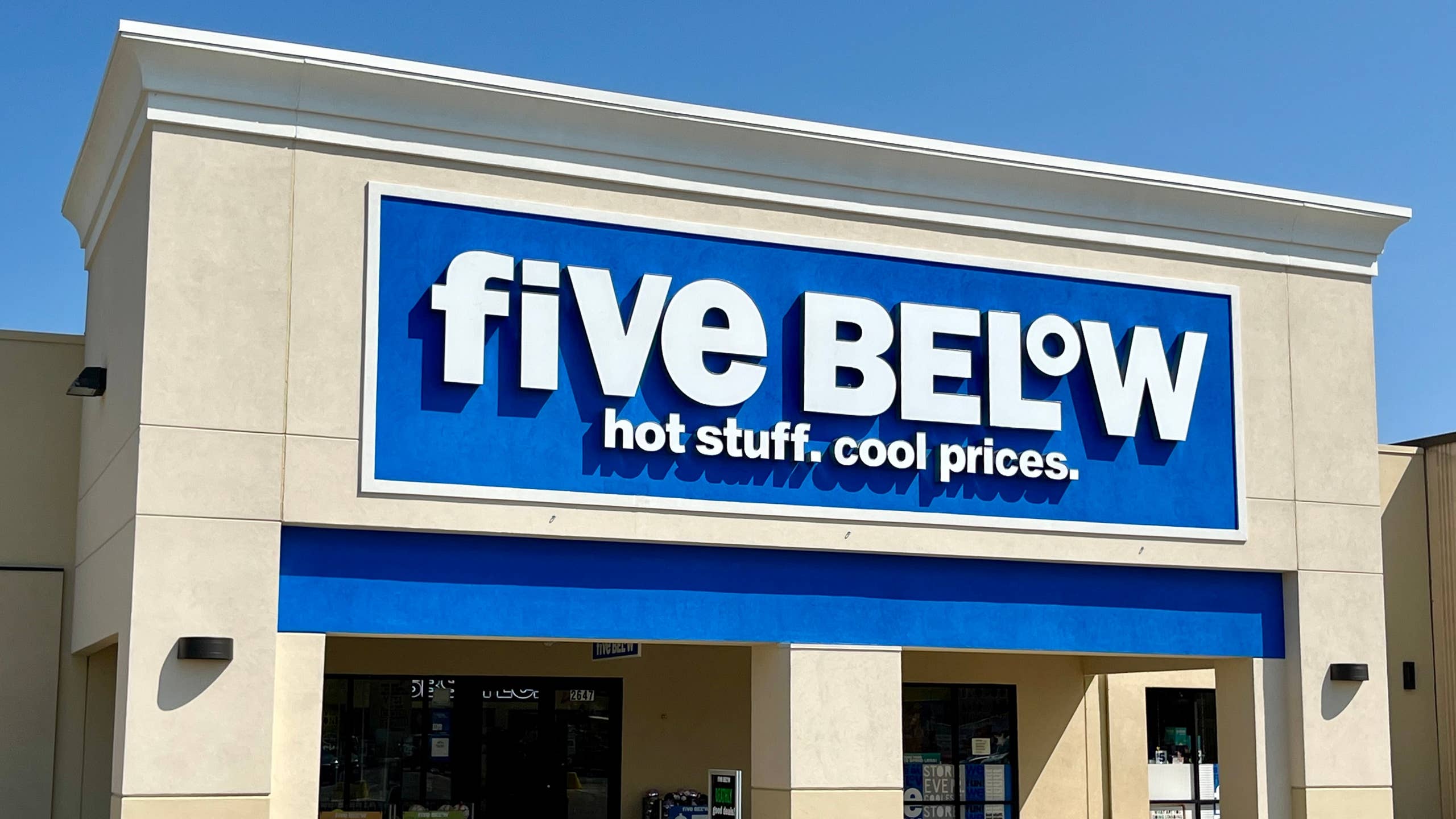 Five Below's New Mini Dispenser Is a Retro Hit Turning Heads - Men's ...