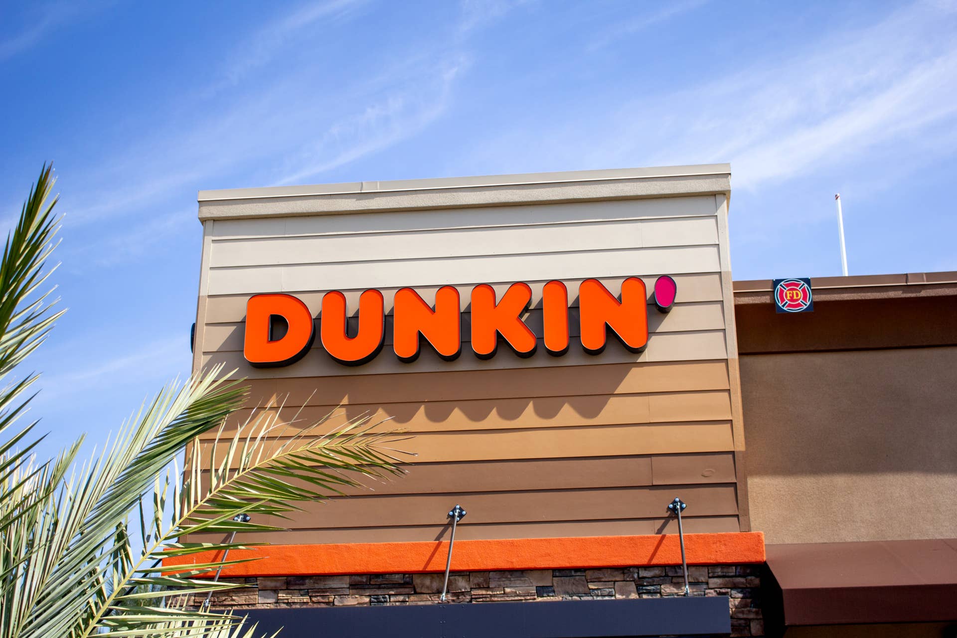 Watch out Starbucks, Dunkin' Released Massive Coffee Bucket - Men's Journal