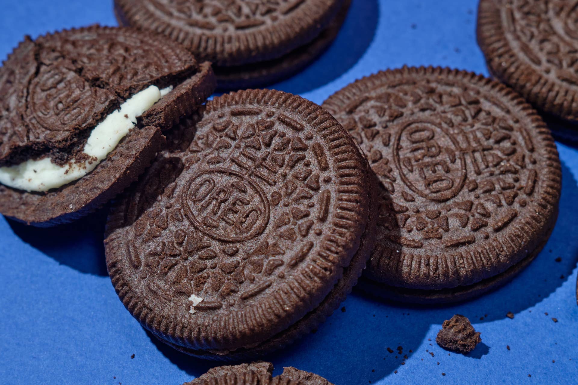 Oreo Is Releasing a Limited-Edition 'Firecracker Pop' Flavor - Men's ...