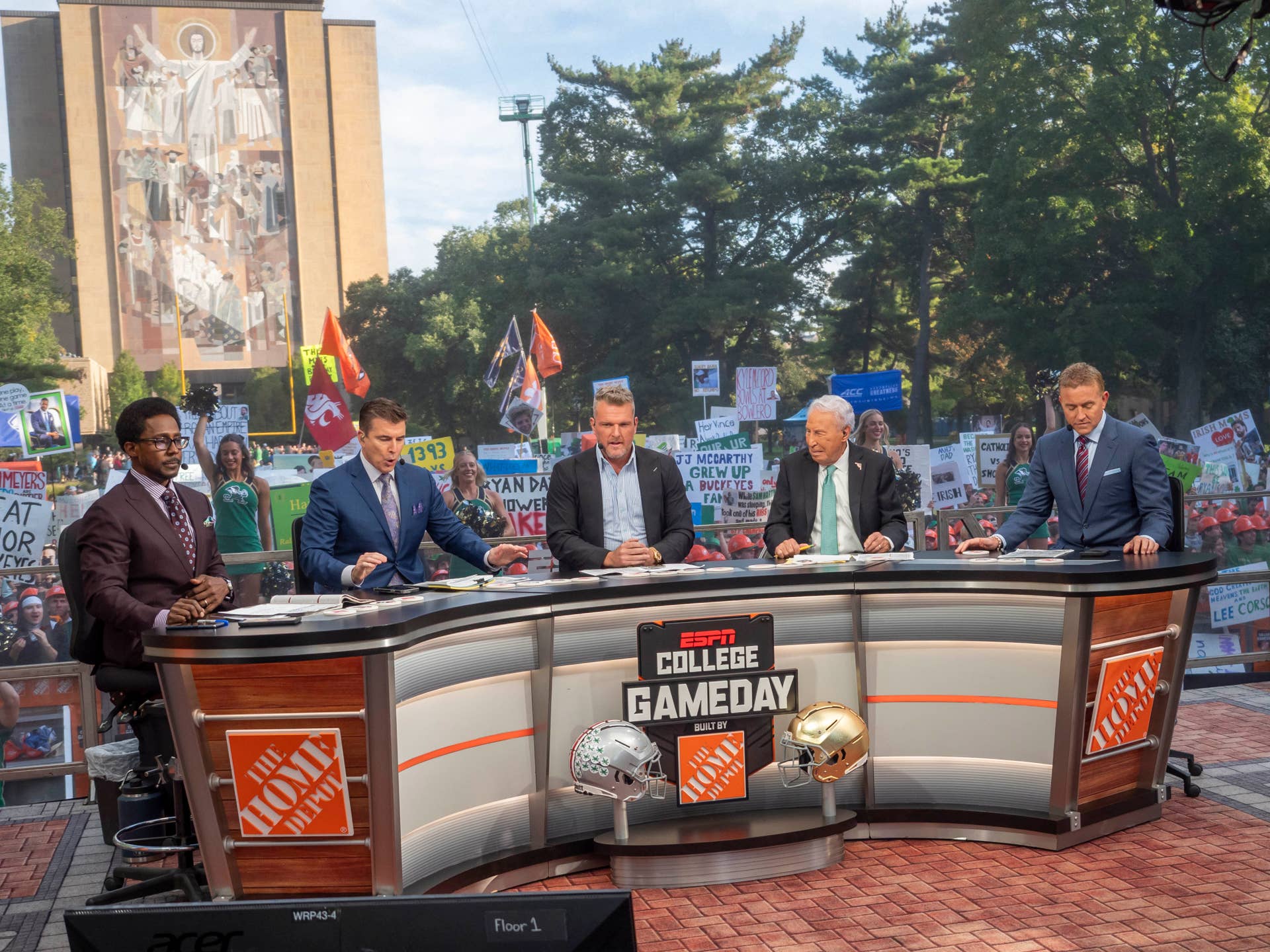 ESPN's College Football Anthem Decision Sparks Strong Reaction - Men's ...