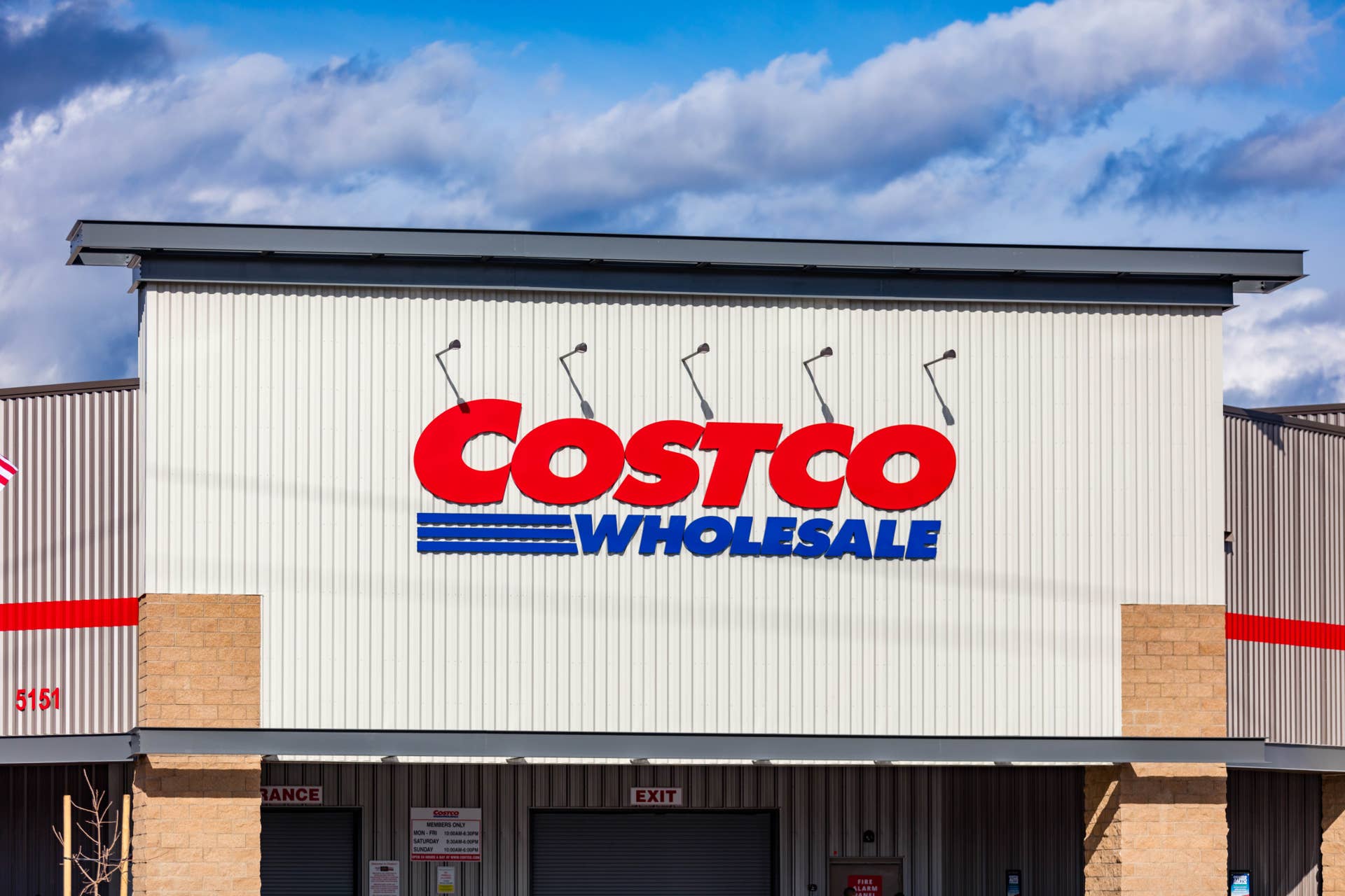 Costco Shoppers are Craving This New Delicious Cookie - Men's Journal