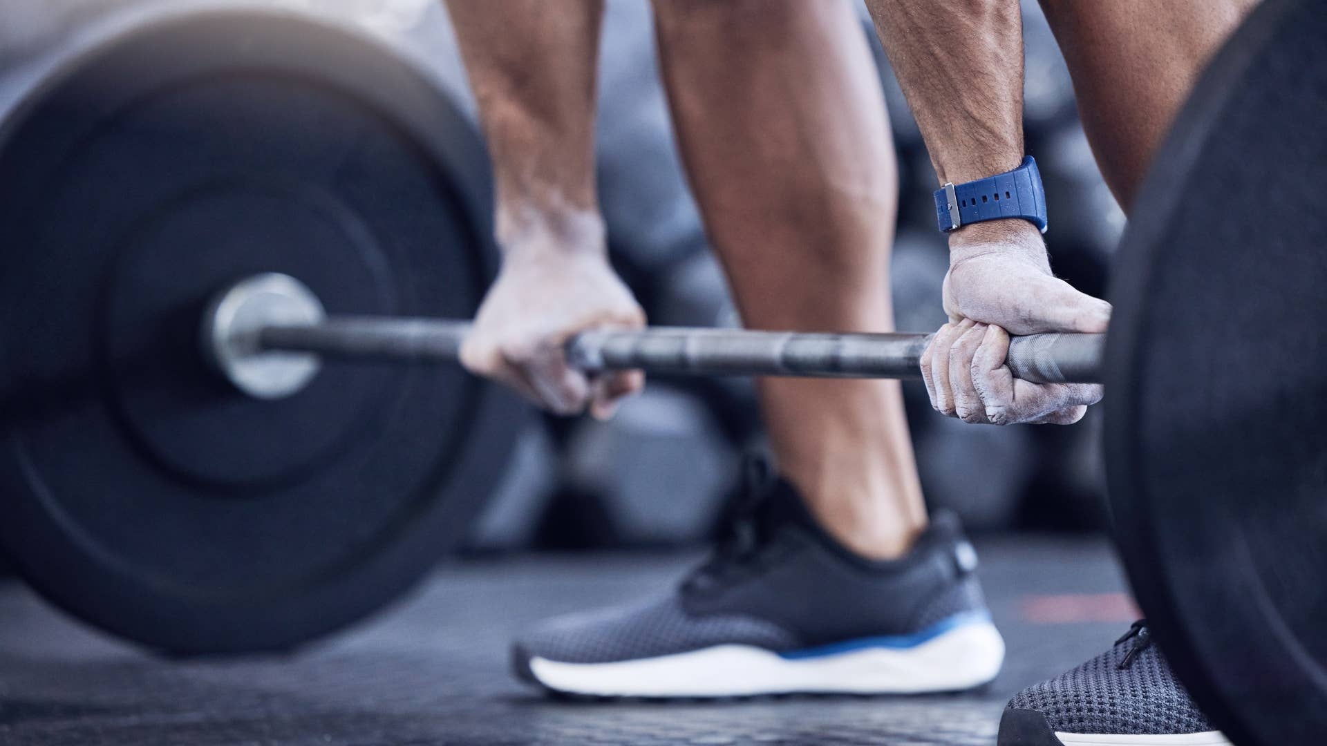 5 Easy Cues for Perfecting Your Deadlift Form - Men's Journal