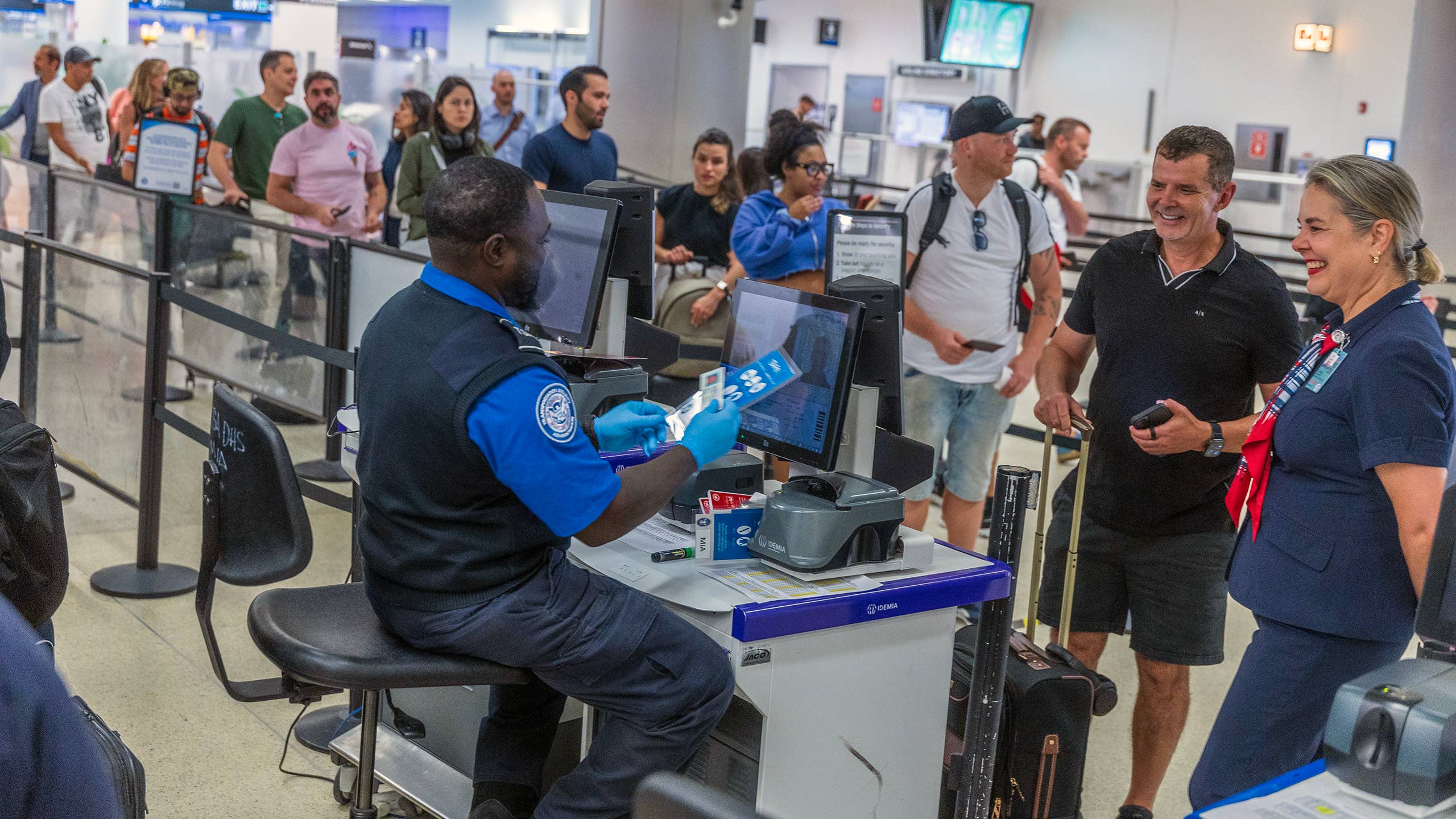 Expert Issues Warning For All Travelers About TSA Security - Men's Journal