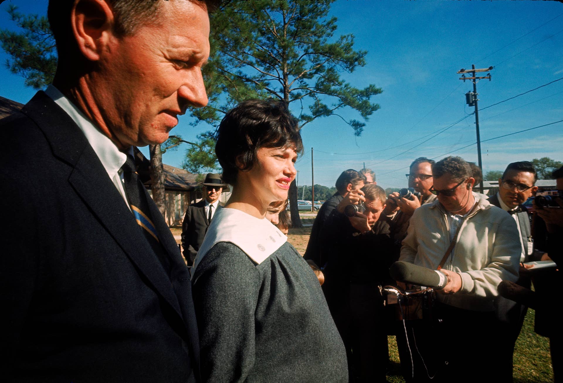 Jim Lovell, Wife Marilyn Were Married 71 Years & Had 4 Kids - Men's Journal