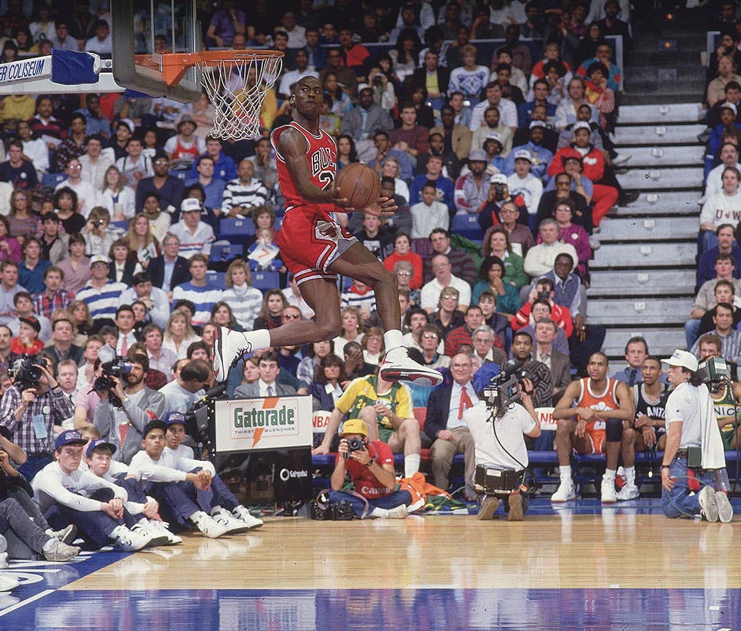Roundball Rock: John Tesh Explains Origin of NBA on NBC Theme Song ...