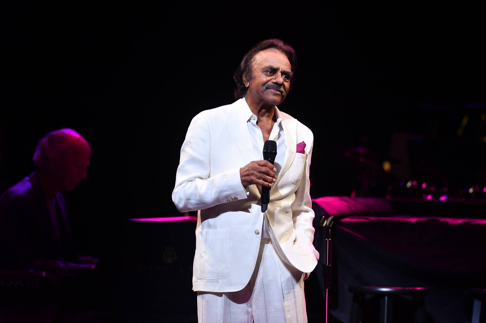 Johnny Mathis Announces Retirement From Touring - Men's Journal