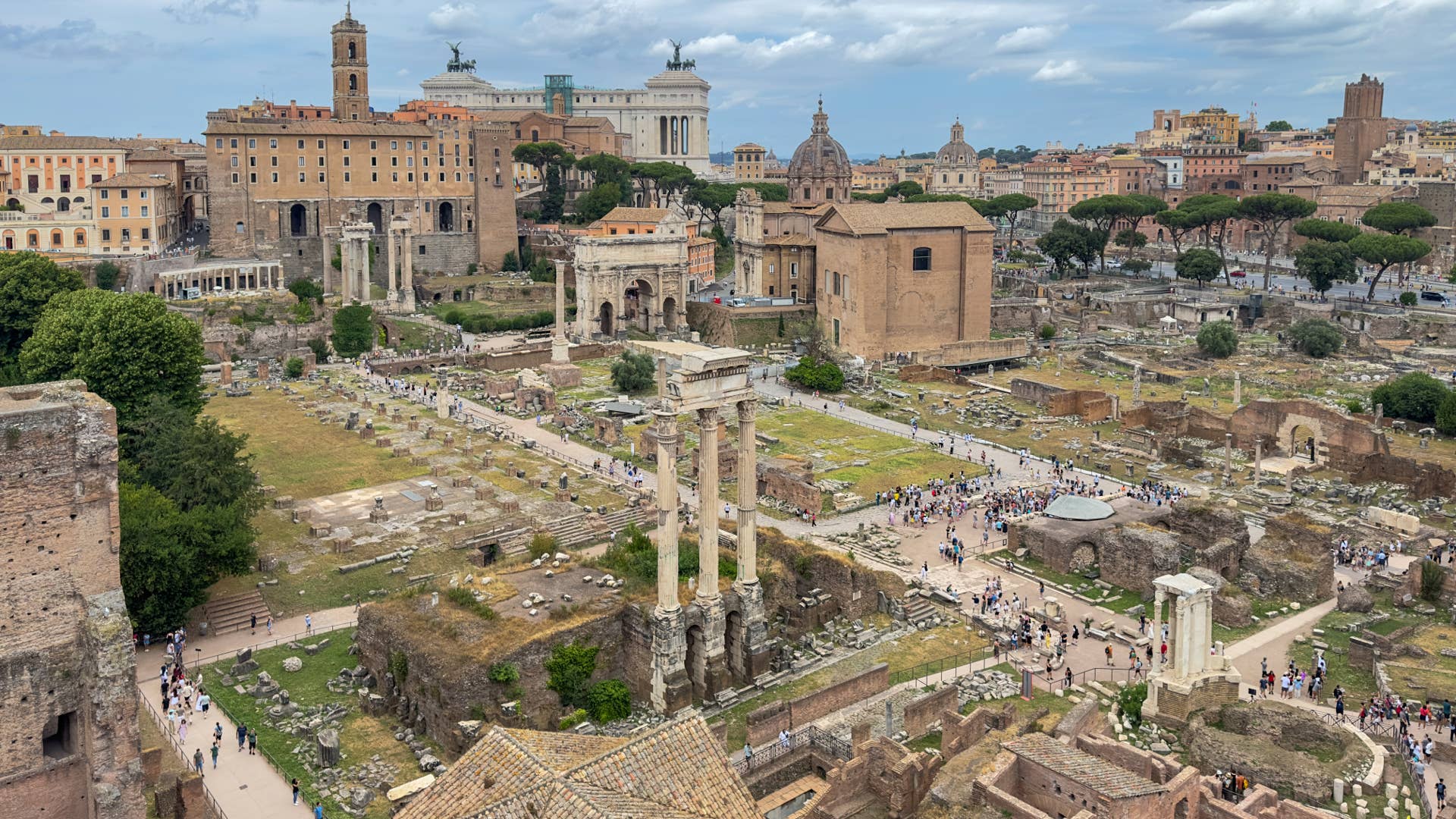 Eight-Year Dig Unearths 'Most Monumental' Roman Bathhouse - Men's Journal