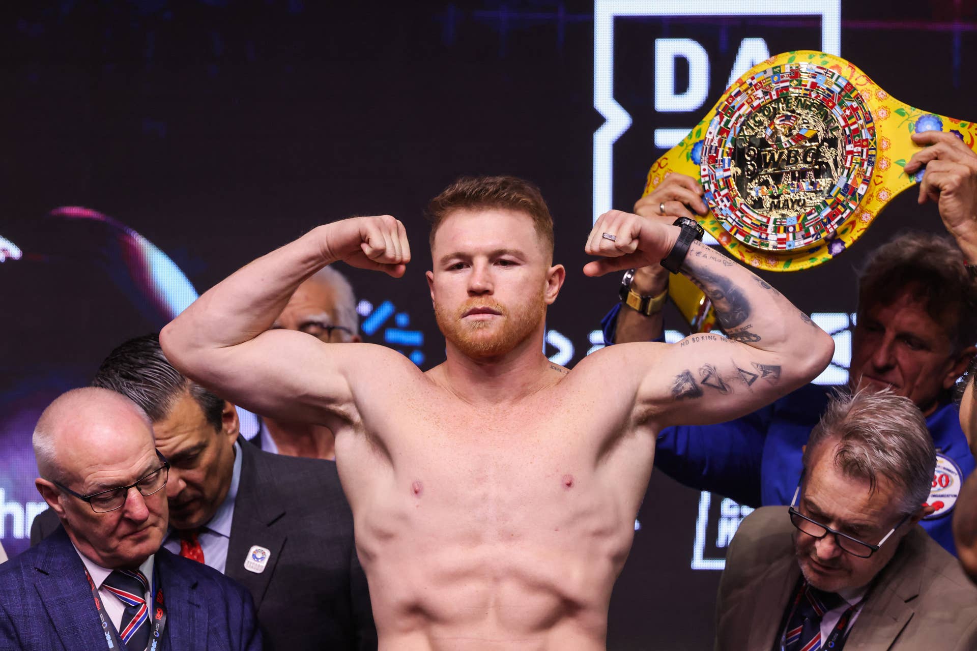 Canelo Alvarez Vows to Hit Fans With ‘All His Power’ Next Time They Ask ...