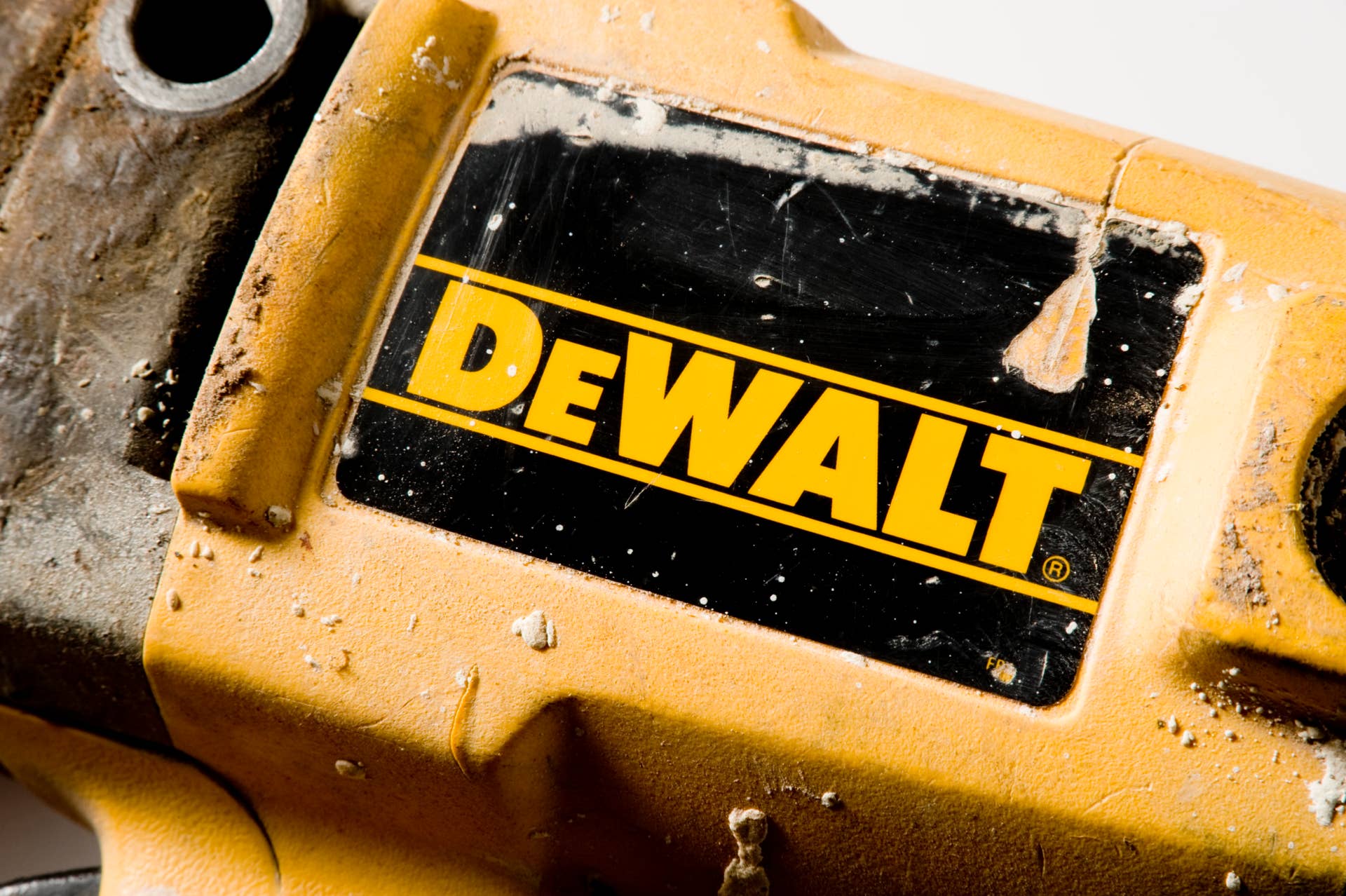 DeWalt's 20V Max Powerpack Battery Set Is Now Nearly 50% Off - Men's ...