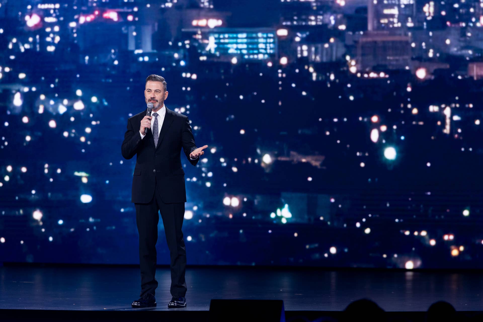 How to Stream 'Jimmy Kimmel Live!' (Even Without Cable) - Men's Journal