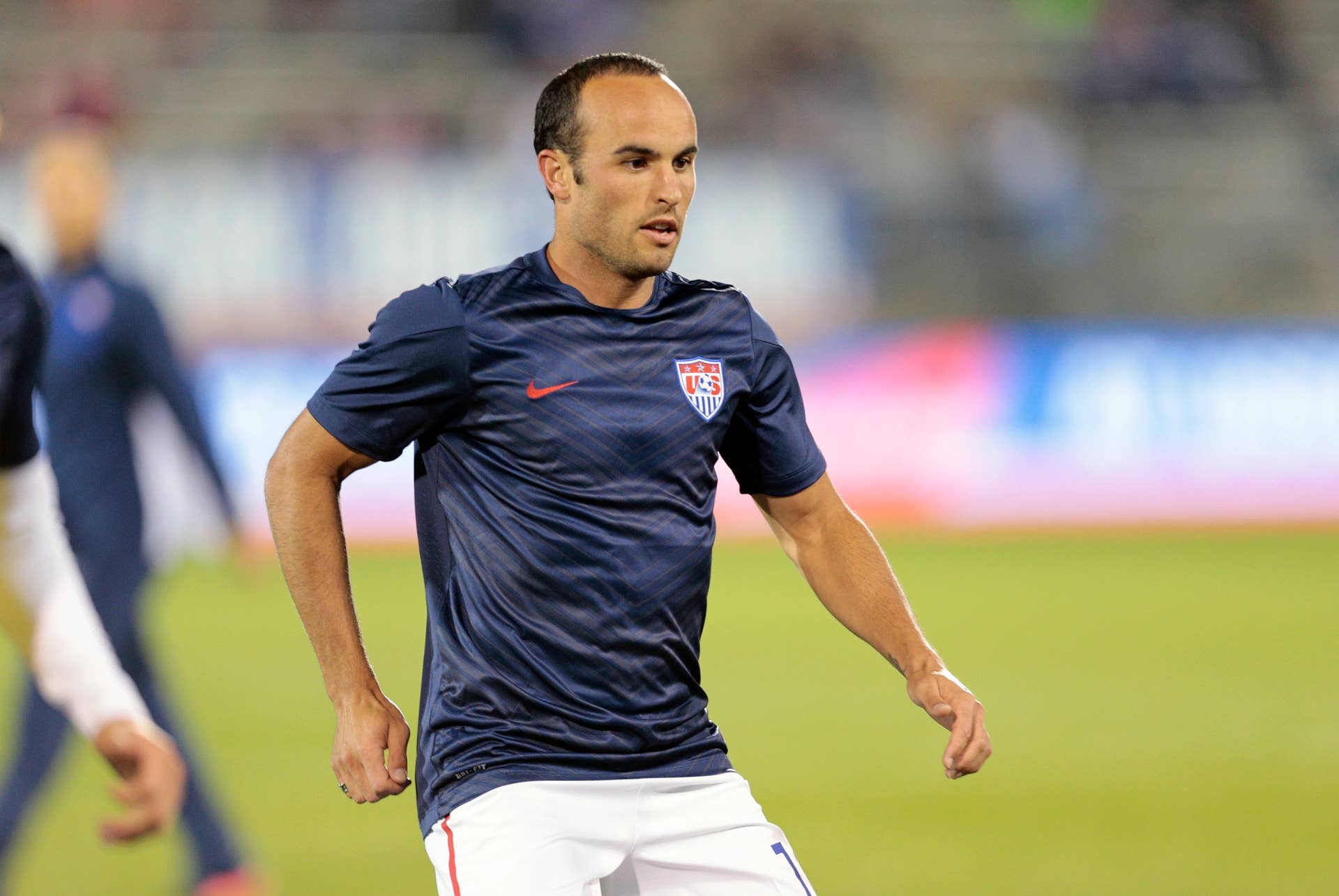Landon Donovan Debuts Hairpiece and Looks Unrecognizable - Men's Journal