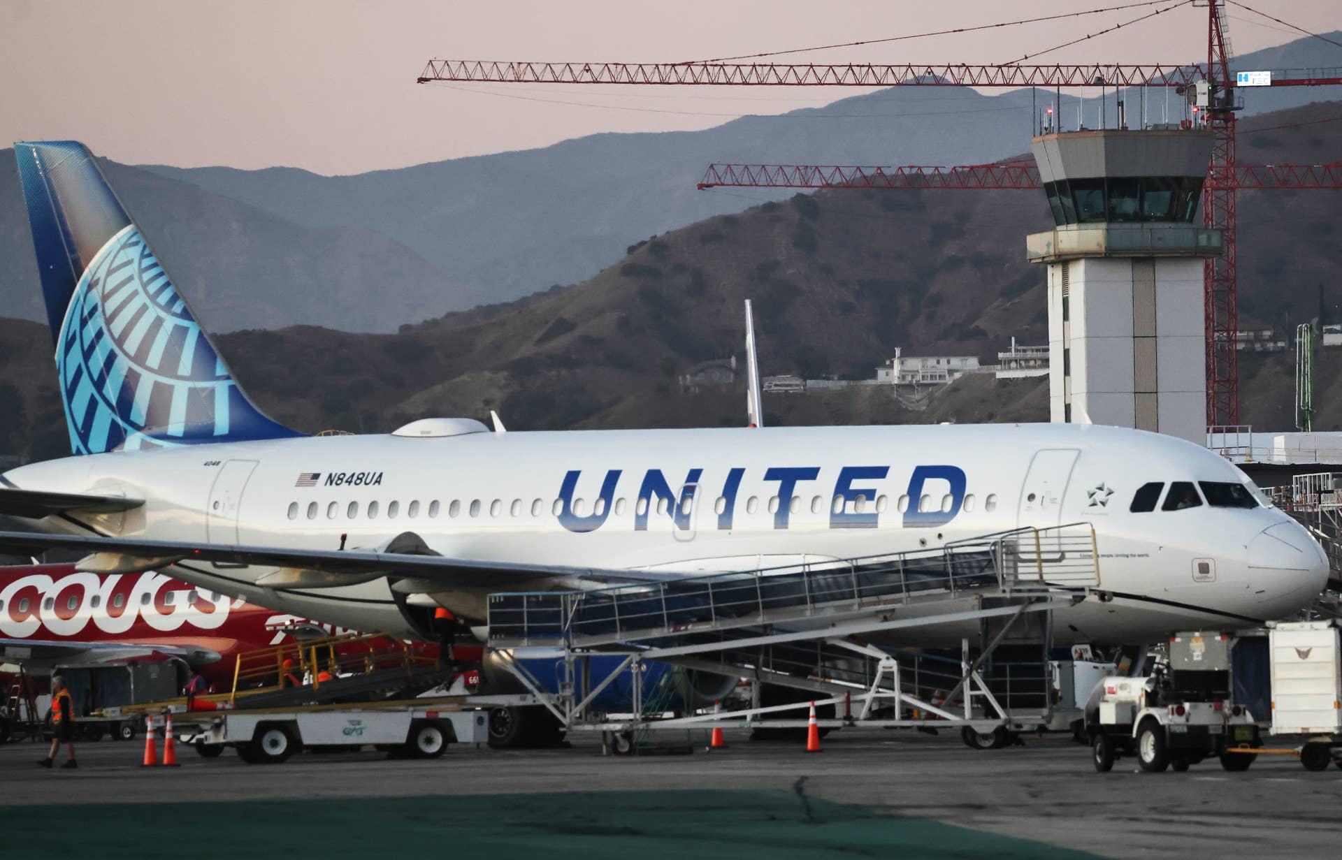 United Airlines CEO Promises 'Surprises' For Customers in 2026 - Men's ...
