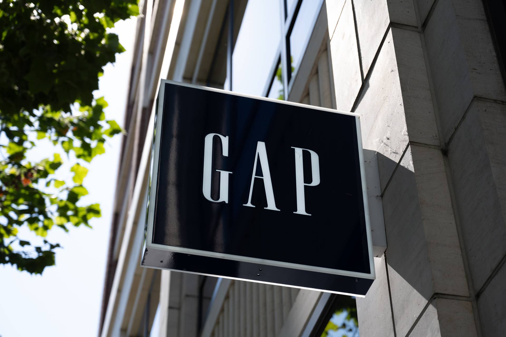 Gap’s 'Thick and Cozy' Oversized Hoodies Are on Sale for $48 - Men's ...