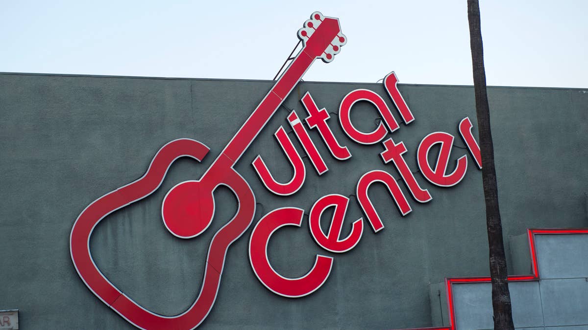 Fender’s Top-Selling FA-Series Acoustic Guitar Is 31% Off - Men's Journal