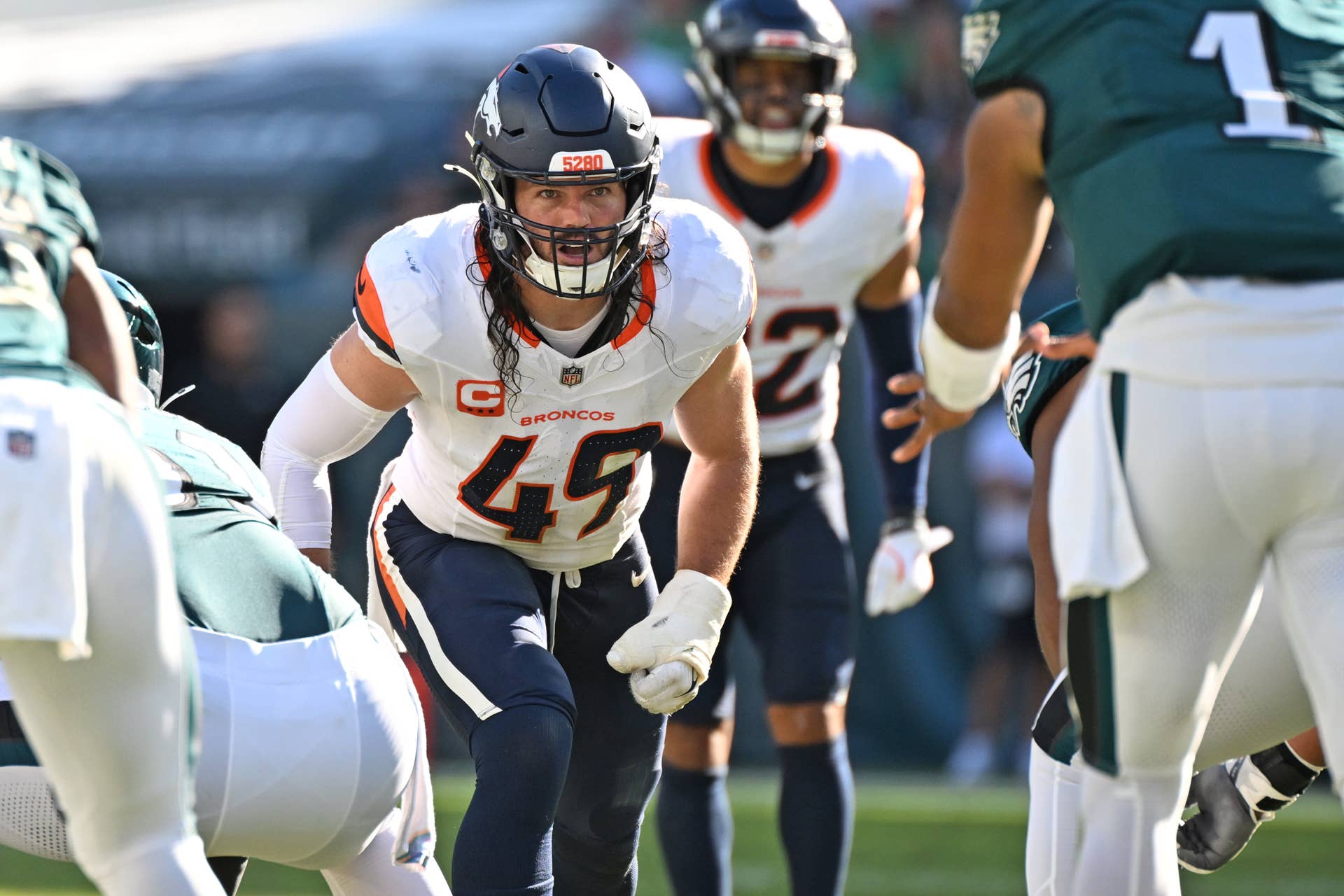 Denver Broncos’ Alex Singleton Reflects on Cancer Diagnosis - Men's Journal