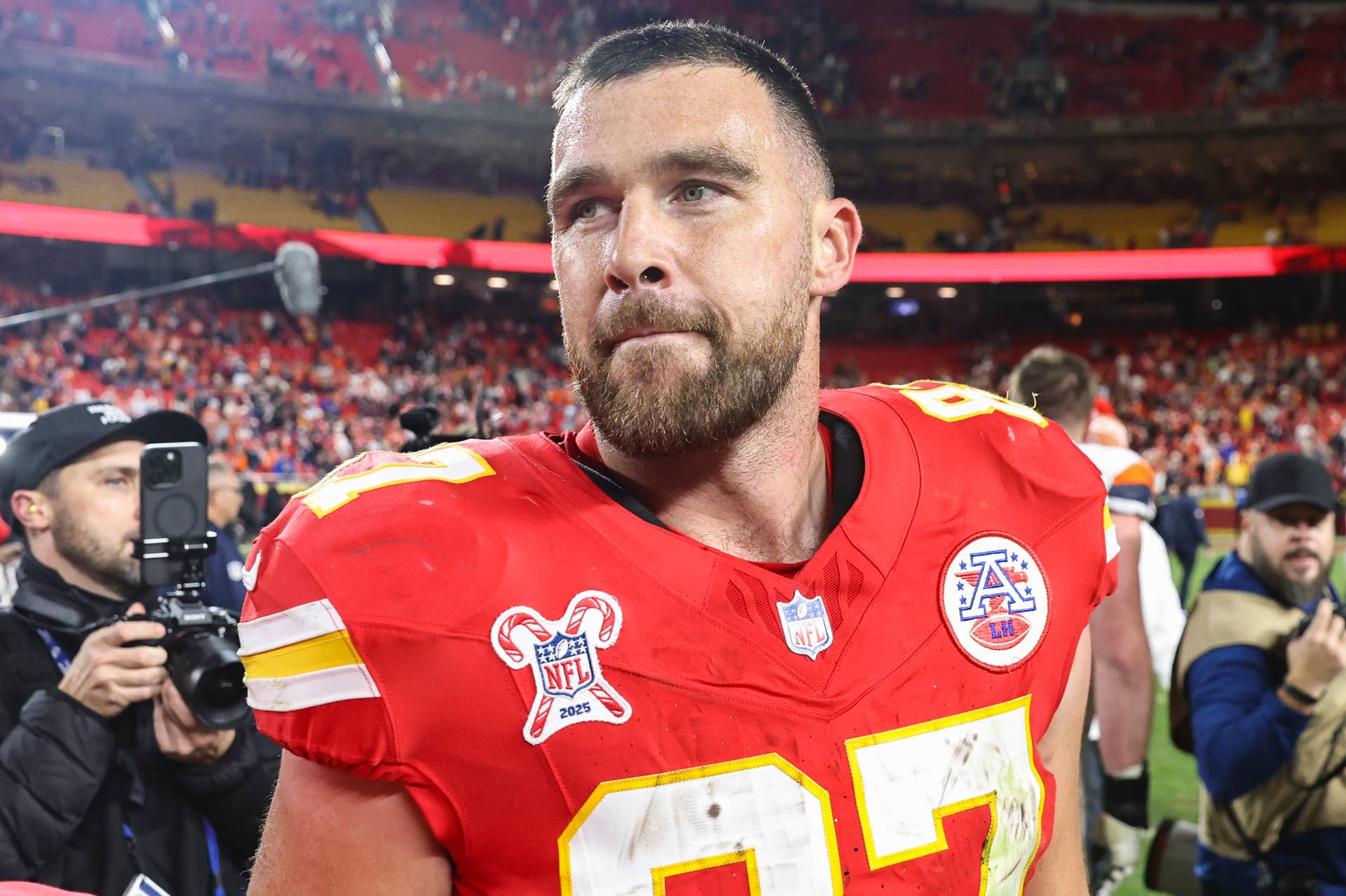 Travis Kelce Inadvertently Triggers Standoff After His Final Chiefs ...