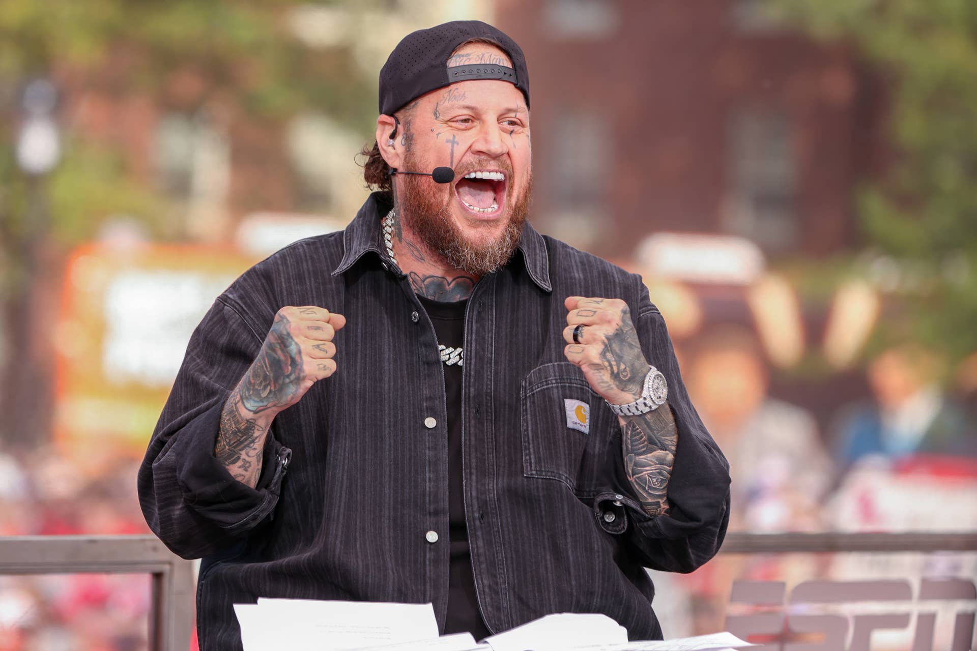 Jelly Roll’s 275-Pound Weight Loss: How He Reached His Fitness Goal and ...