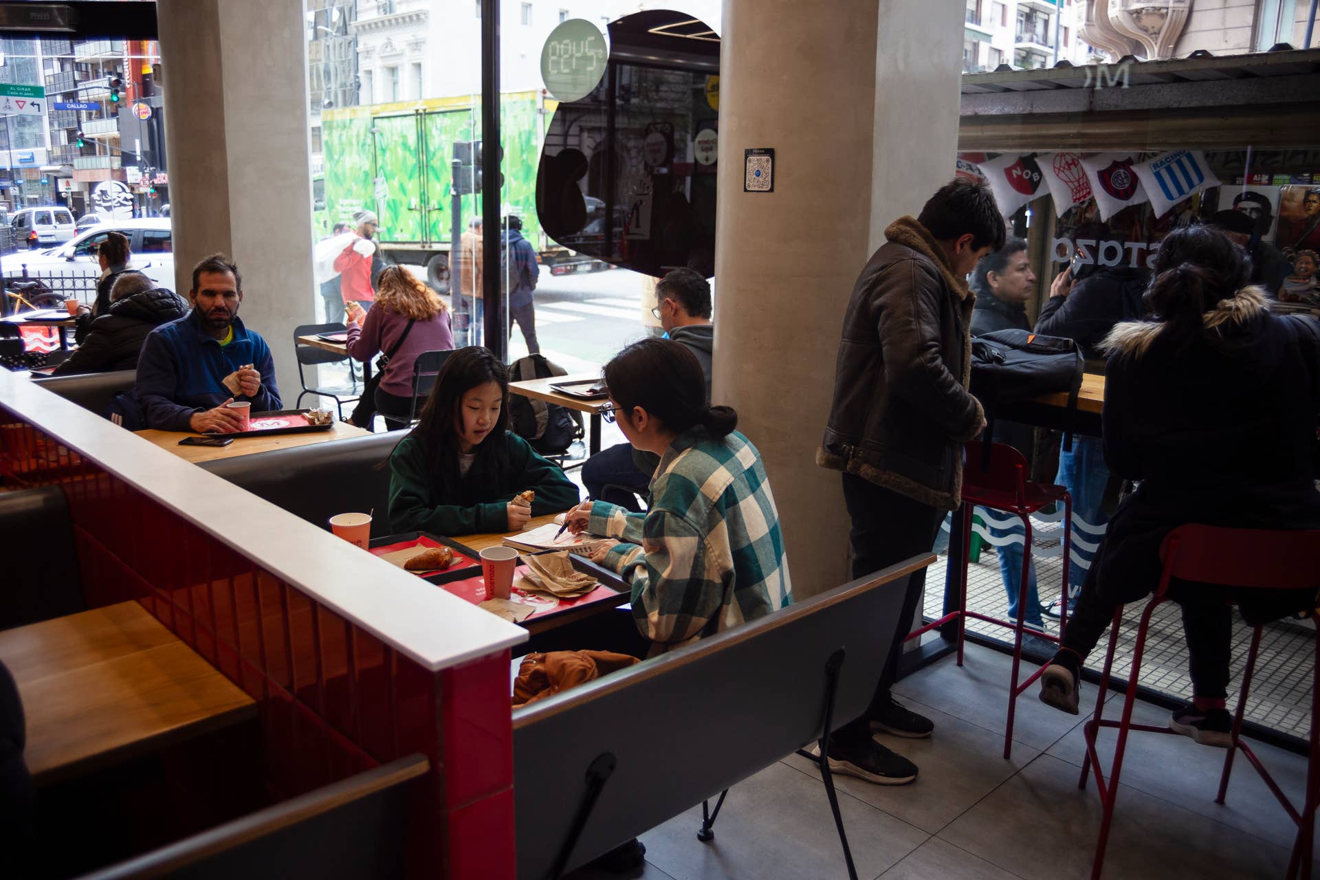 These Restaurant Chains Are Open on Christmas Eve and Christmas Day ...
