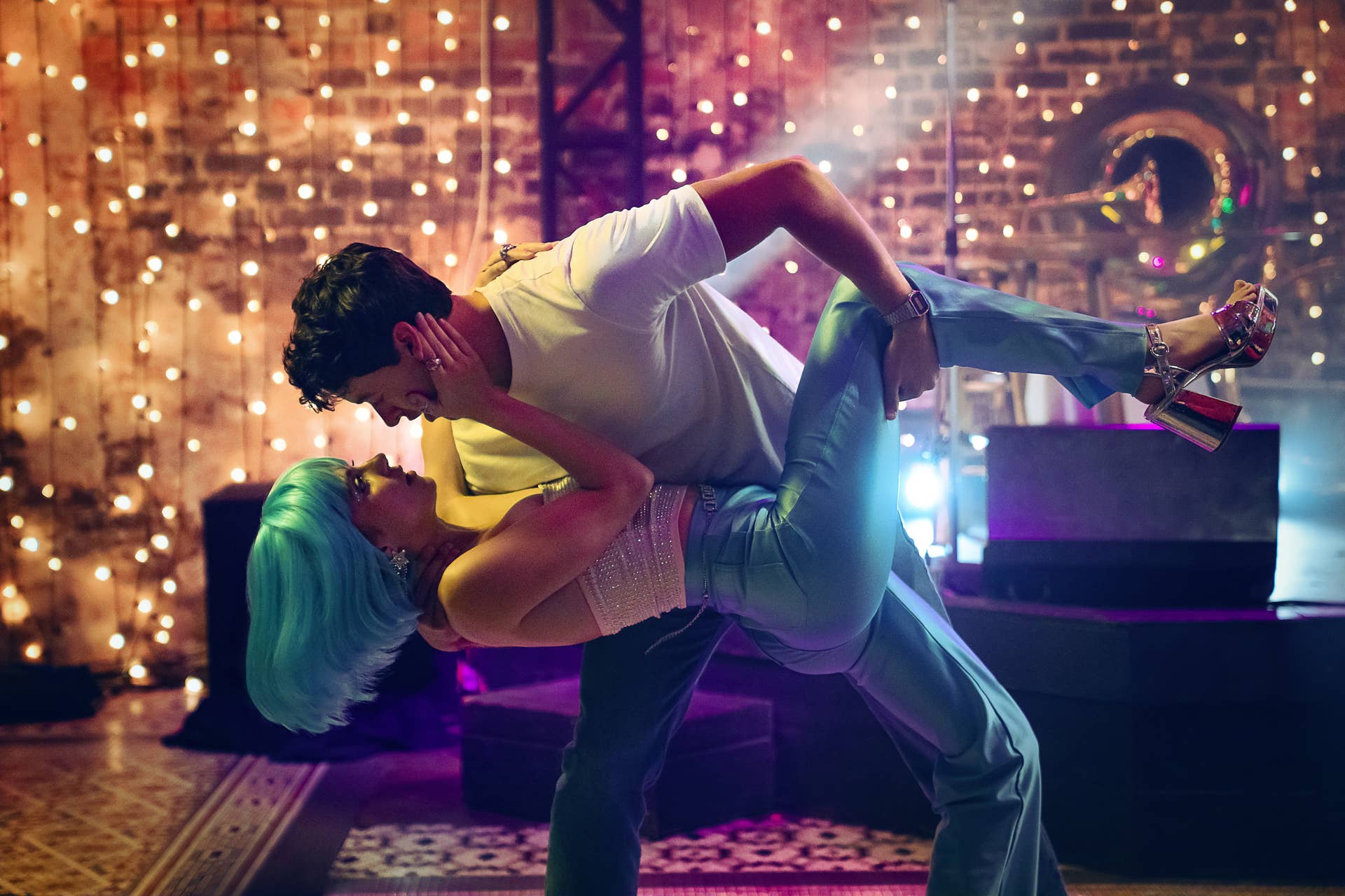 'People We Met on Vacation' Is the Number 1 On Netflix. Should You ...
