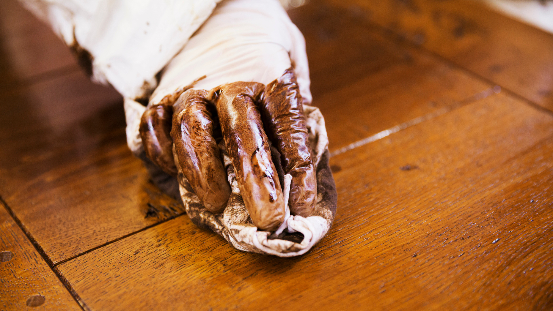 How to Fix Blotchy Wood Stains on Pine, Maple & Other Woods - Men's Journal
