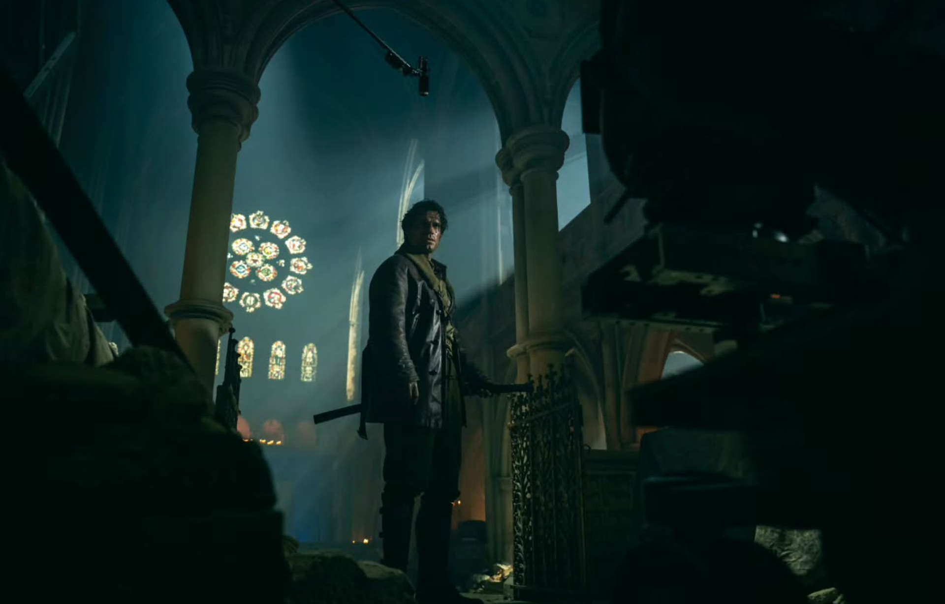 Henry Cavill Reveals 2 New 'Highlander' Photos — And He Looks Perfect ...