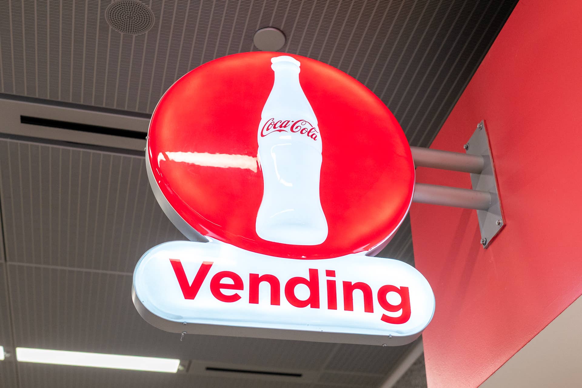 This Coke Vending Machine Takes Hugs Instead of Money - Men's Journal