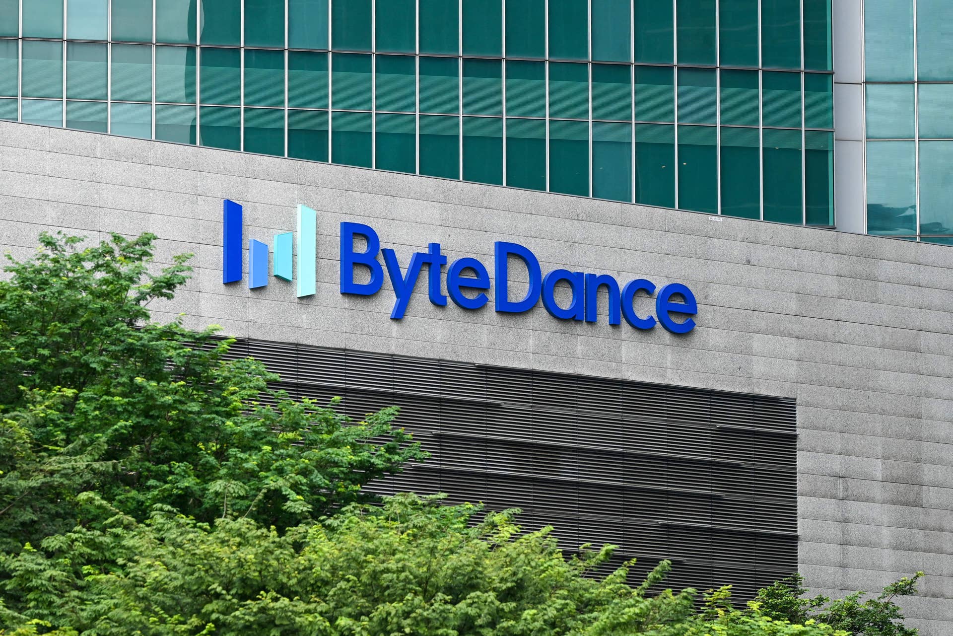 ByteDance Seedance 2.0 AI Video Goes Viral – Elon Musk Reacts - Men's ...
