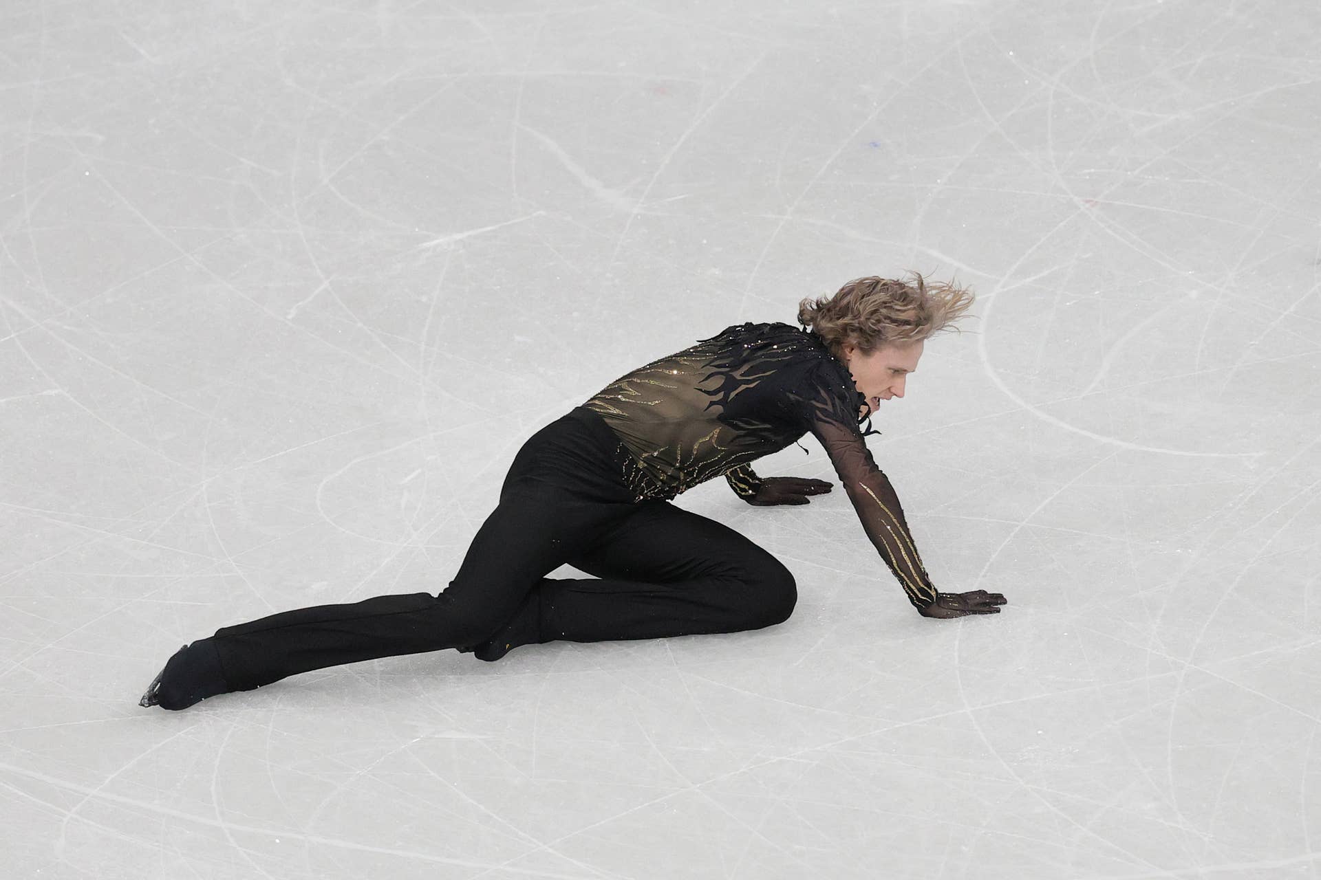 Ilia Malinin Fell Twice: Heartbreaking Fall Captured on Video - Men's ...