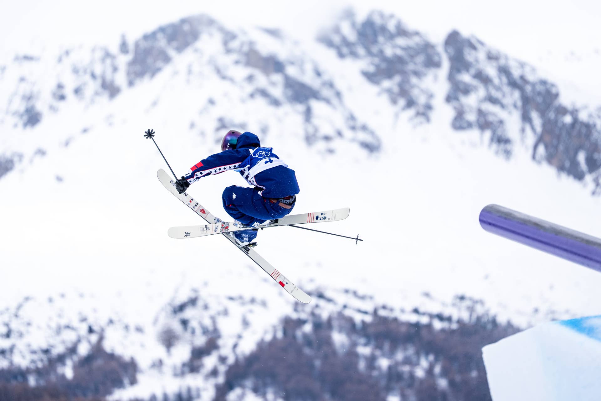 Brutal Crashes in Big Air Ski Jump Event - Men's Journal