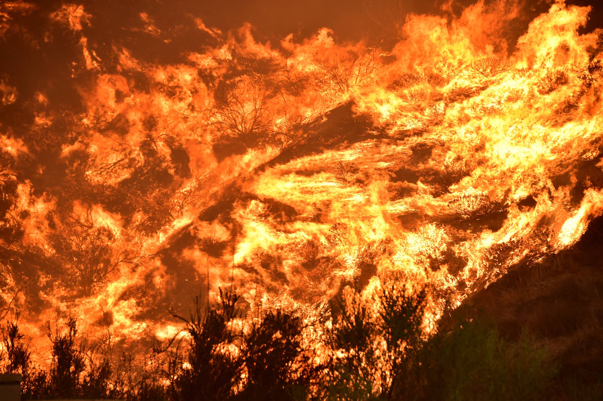 National Weather Service Warns of Dangerous Fire Conditions - Men's Journal