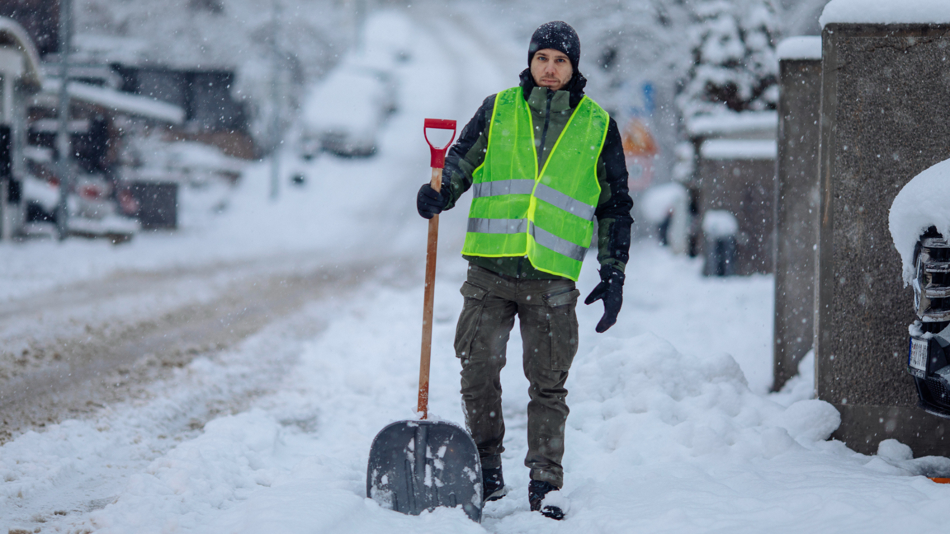 Emergency Kit Checklist for Severe Winter Weather - Men's Journal