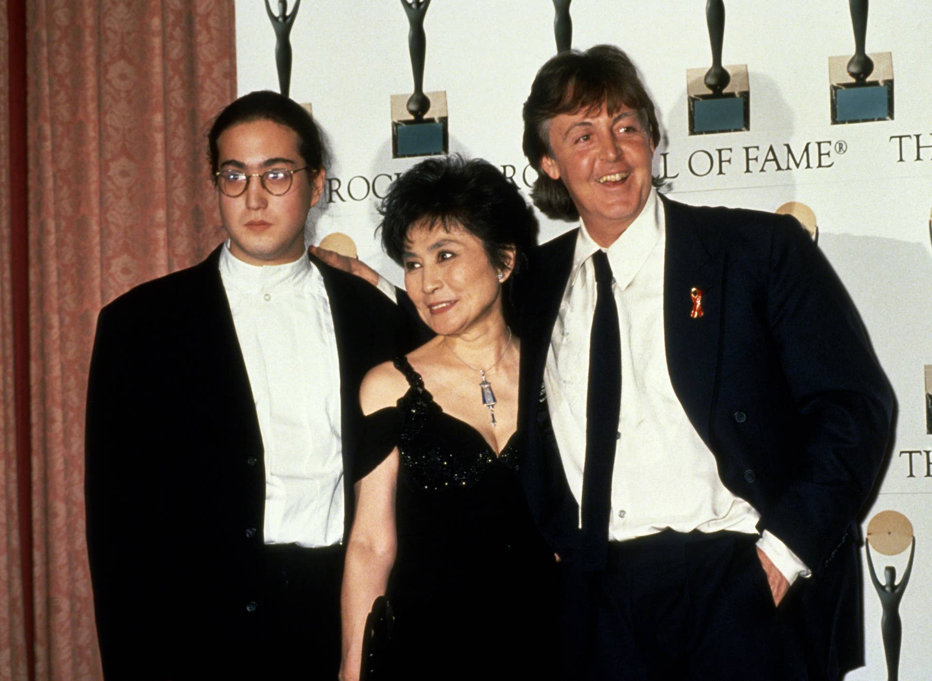 John Lennon’s Son Defends Paul McCartney Over Reaction to His Death ...
