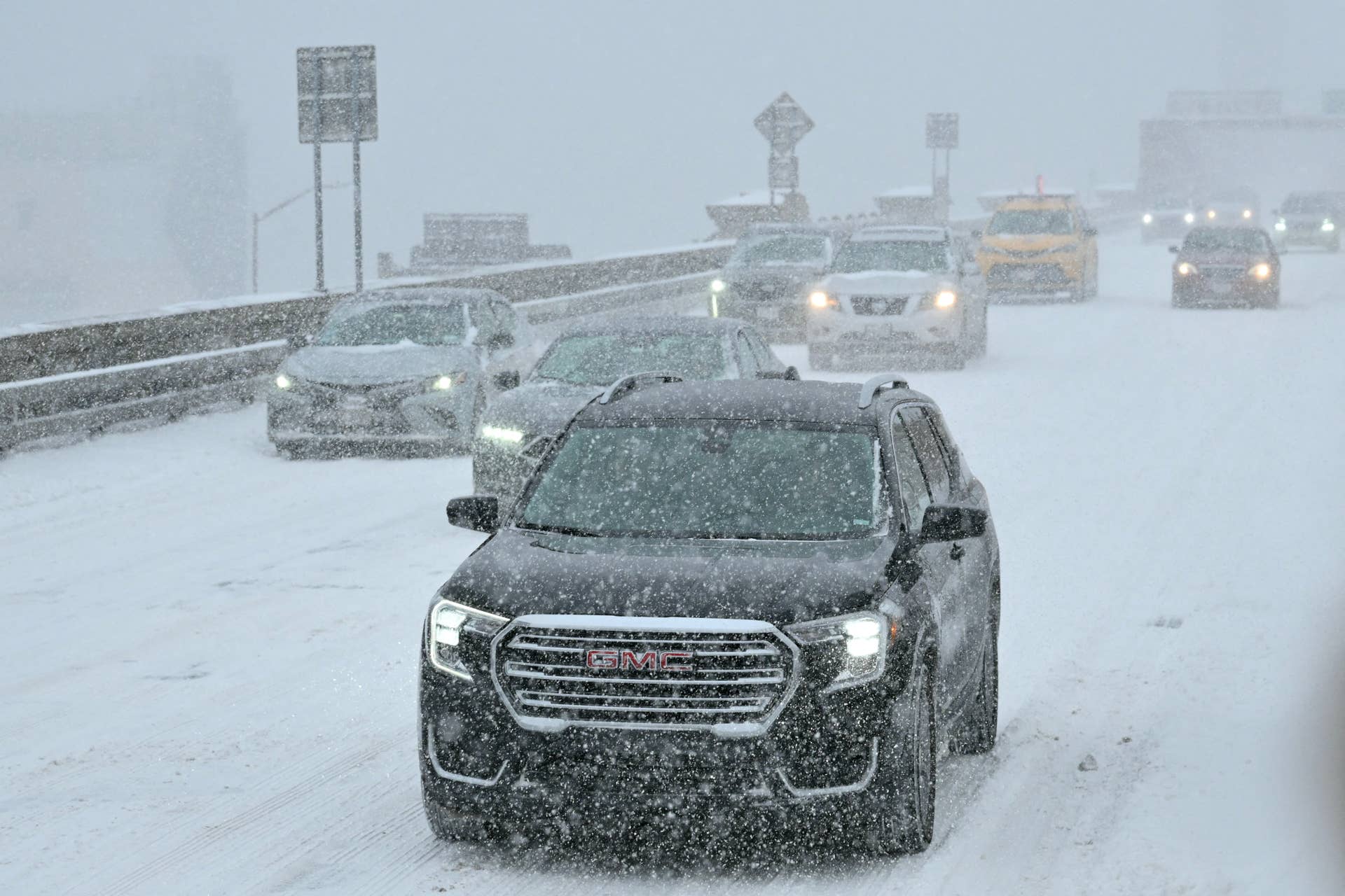 Winter Storm Warnings in 7 States: 2 Feet of Snow and 75+ MPH Winds ...